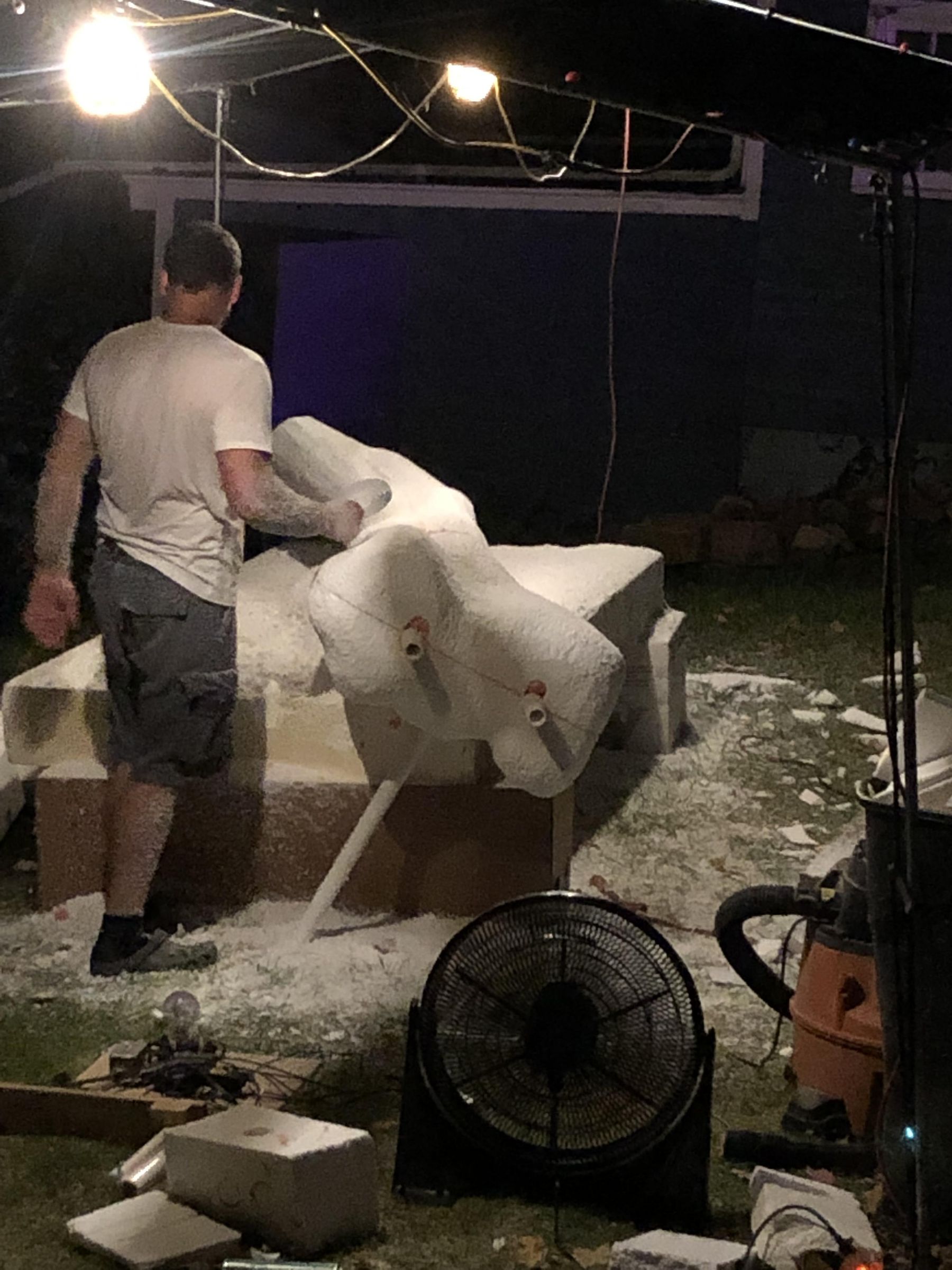 Over Sized Skeleton Breaking Out of My Home : 11 Steps (with Pictures ...