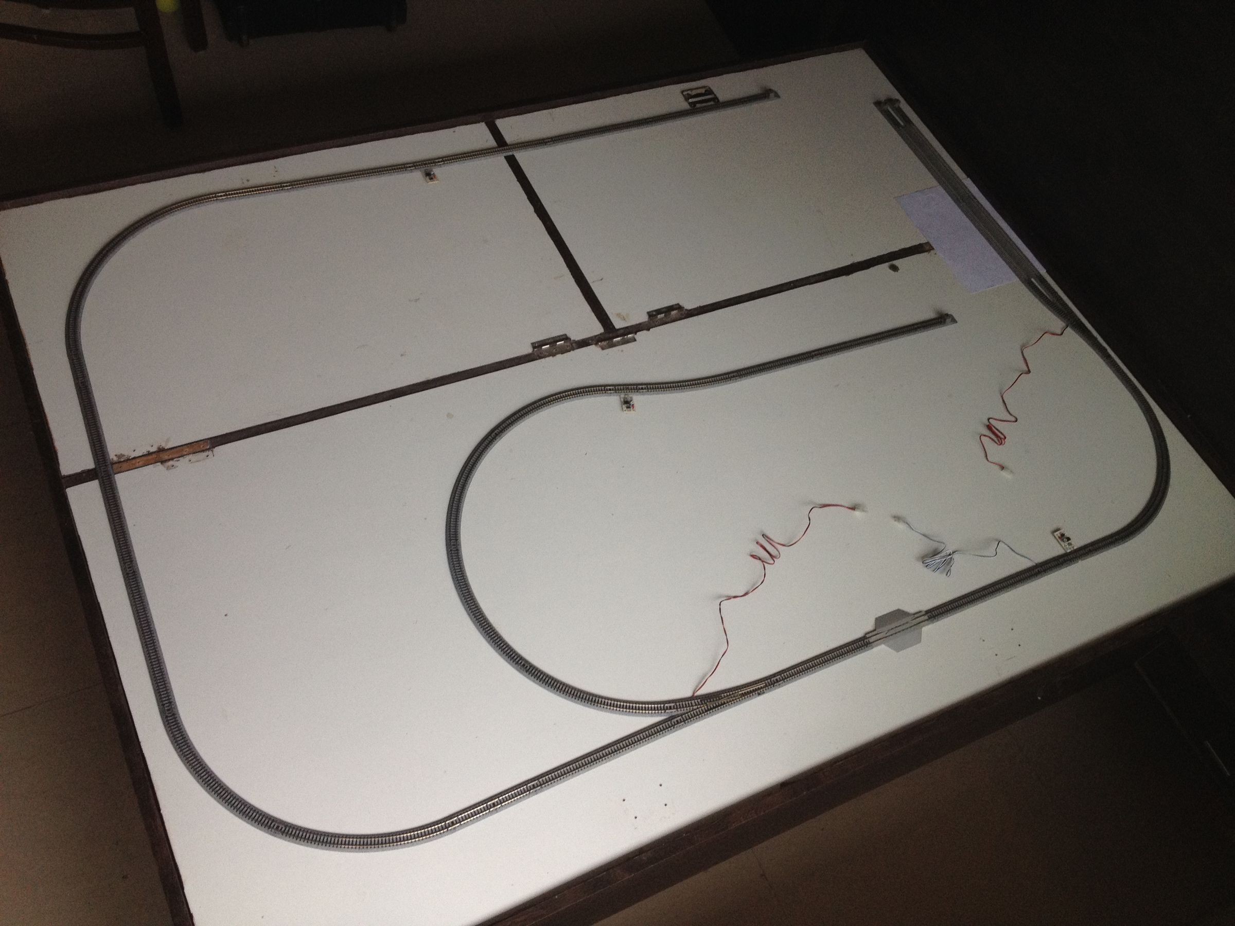 Simple Automated Point to Point Model Railroad Running Two Trains : 13 ...