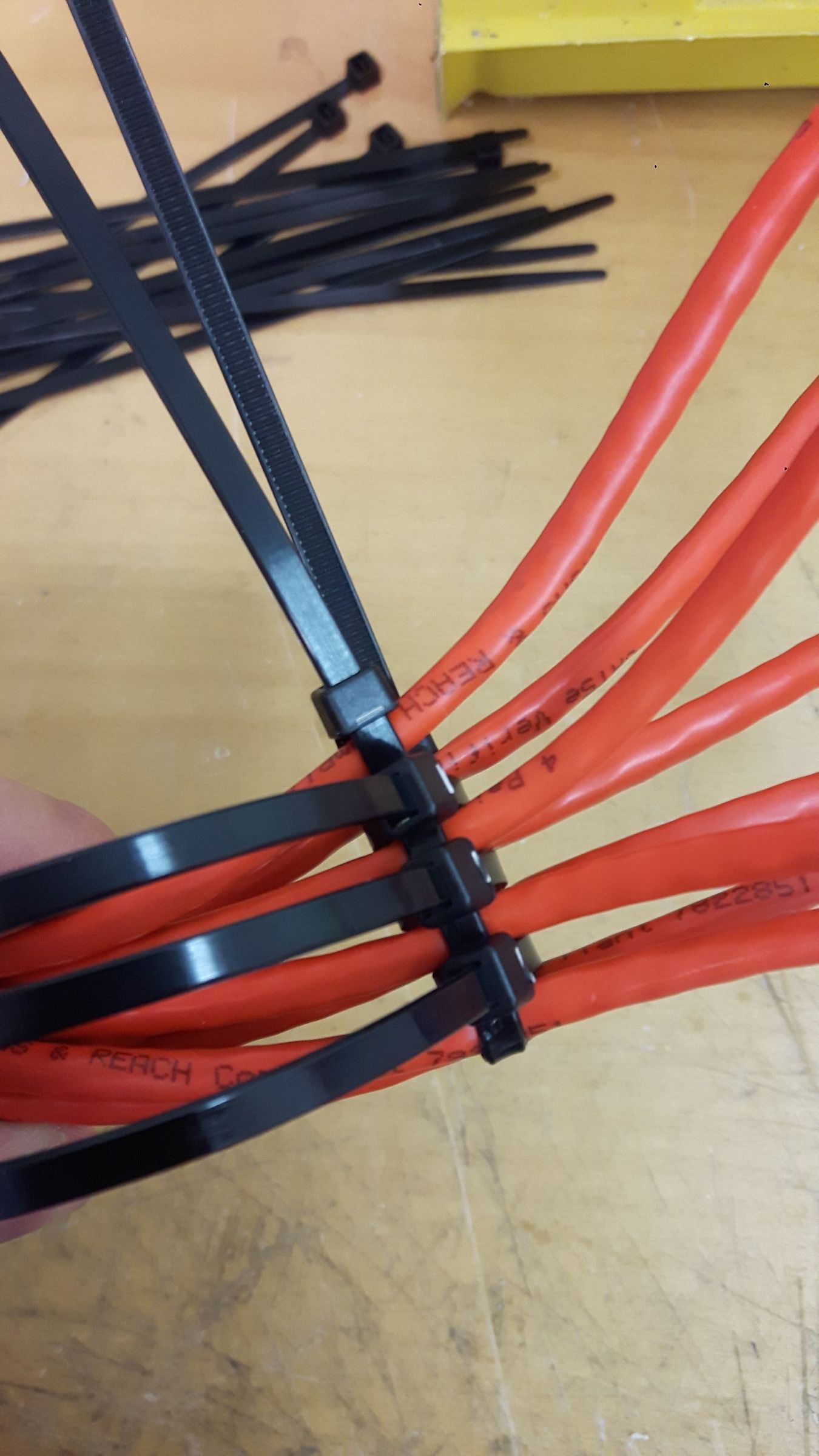 Zip-Tie Cable Management : 3 Steps - Instructables