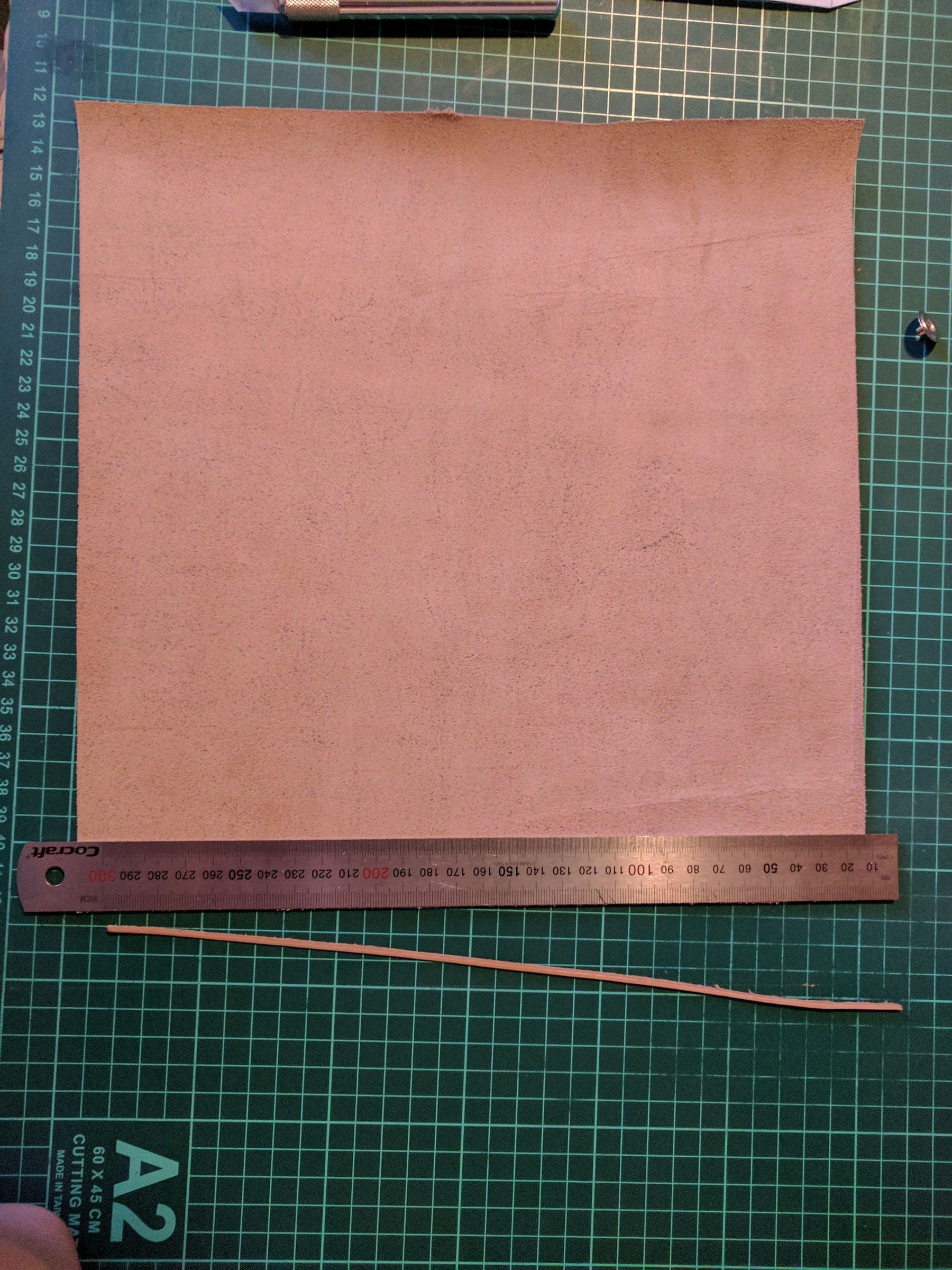 Leather Compass Case : 9 Steps (with Pictures) - Instructables