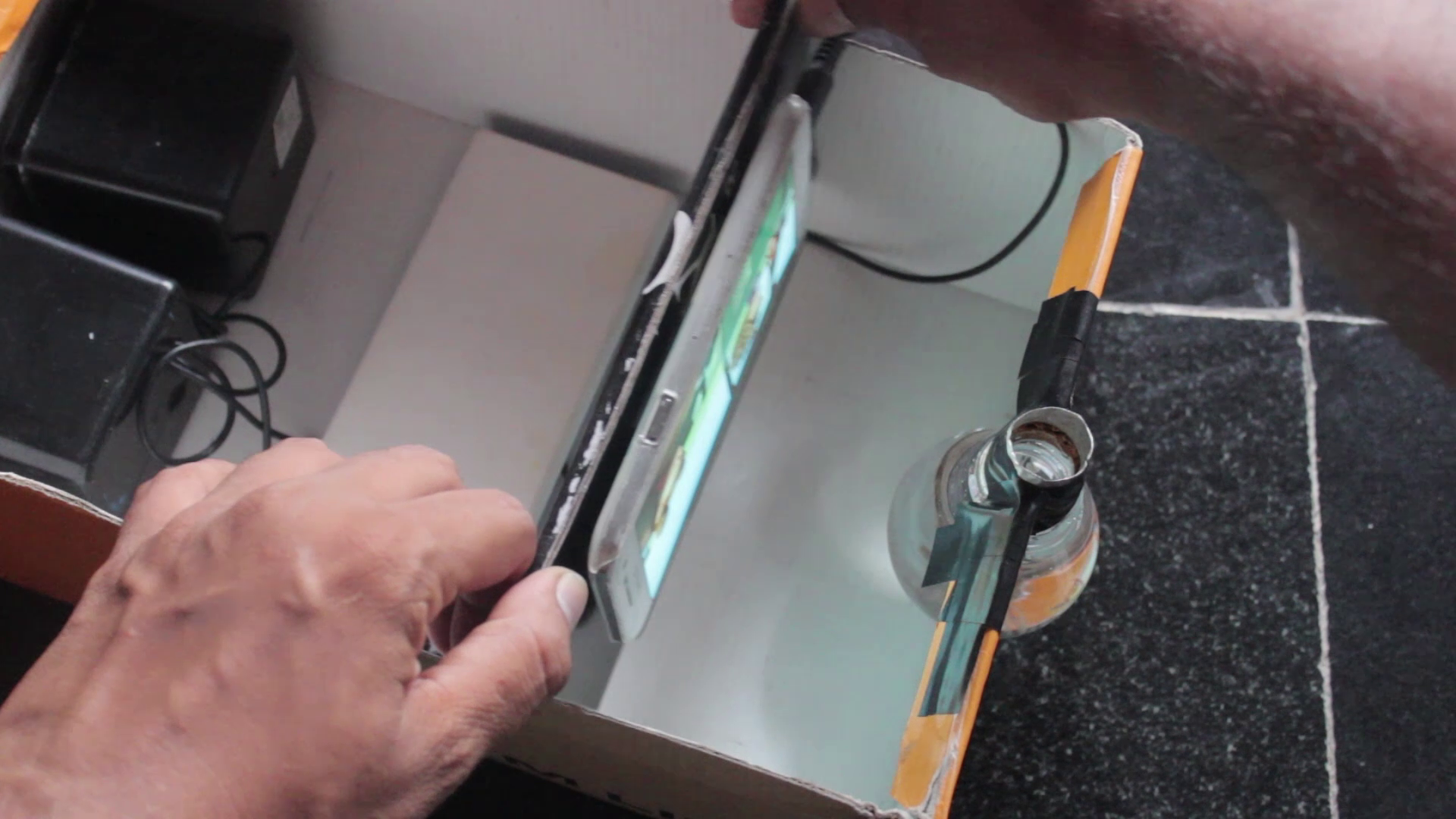 DIY Make Light Bulb Smart Phone Projector at Home Easy Way : 9 Steps ...