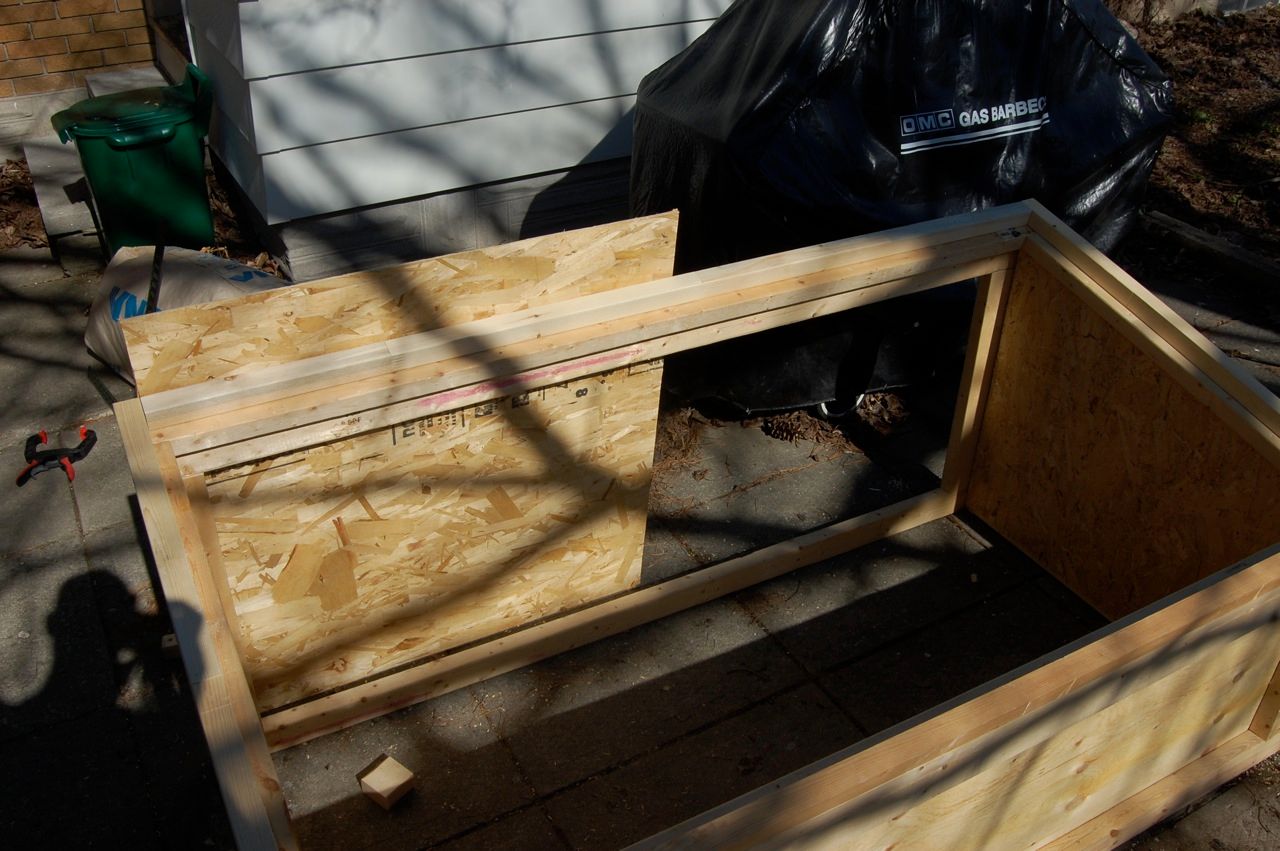 Build a Cold Frame Using Old Windows : 12 Steps (with Pictures ...