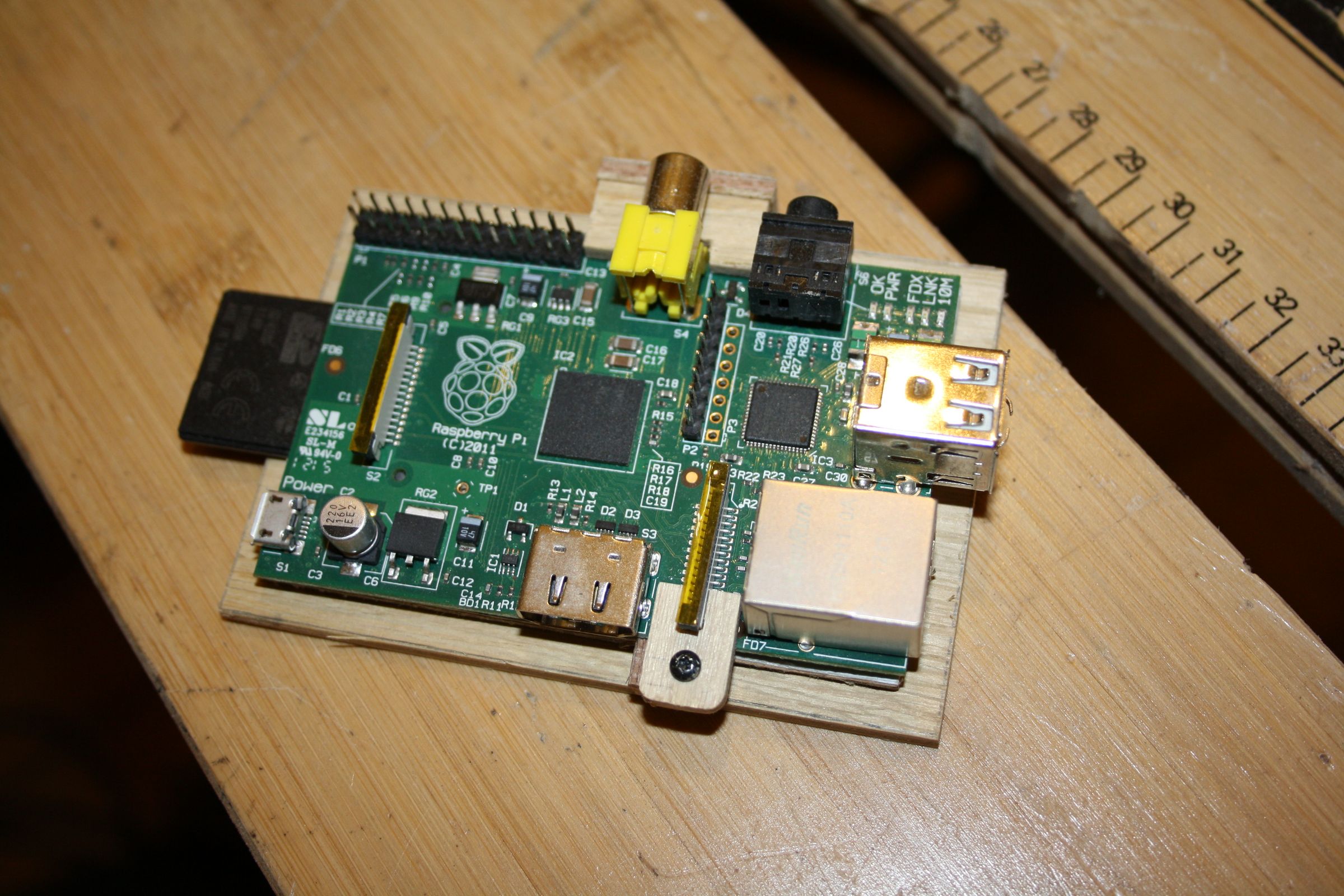LapPi - a Raspberry Pi Netbook : 14 Steps (with Pictures) - Instructables