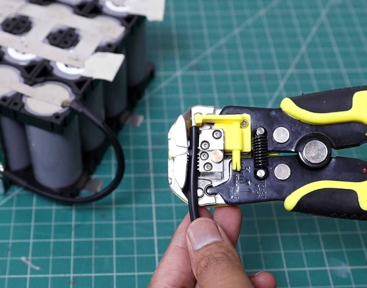 DIY LiFePO4 Battery Pack : 14 Steps (with Pictures) - Instructables