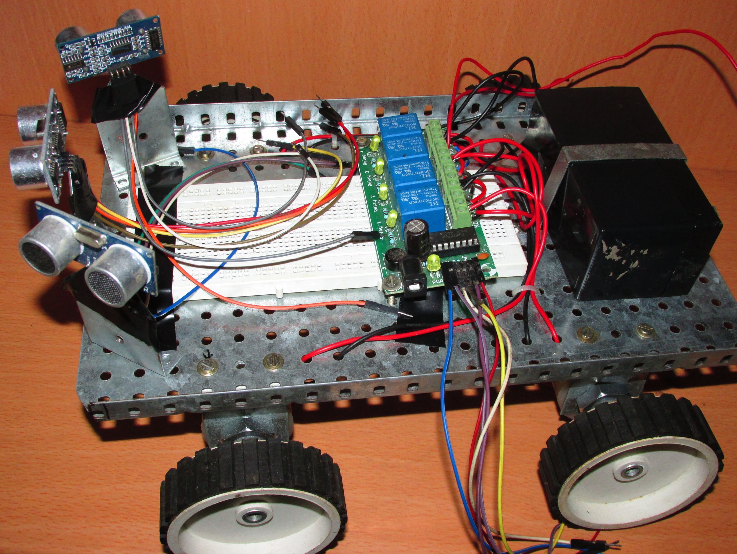 Obstacle Avoiding Robot Using Ultrasonic Sensors : 9 Steps (with ...