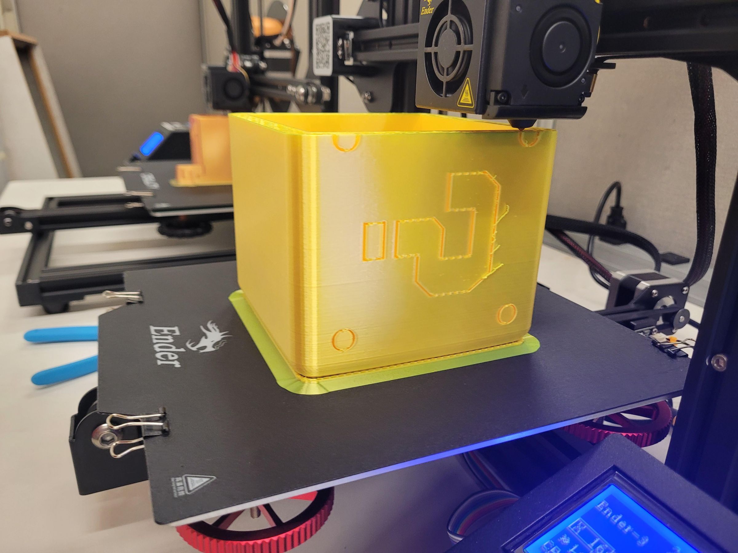 Altoid Arcade : 17 Steps (with Pictures) - Instructables