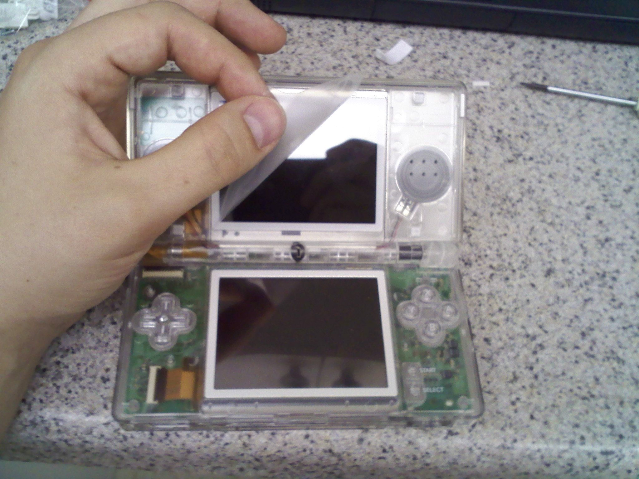 Replace Your Nintendo DS Lite Shell : 5 Steps - Instructables