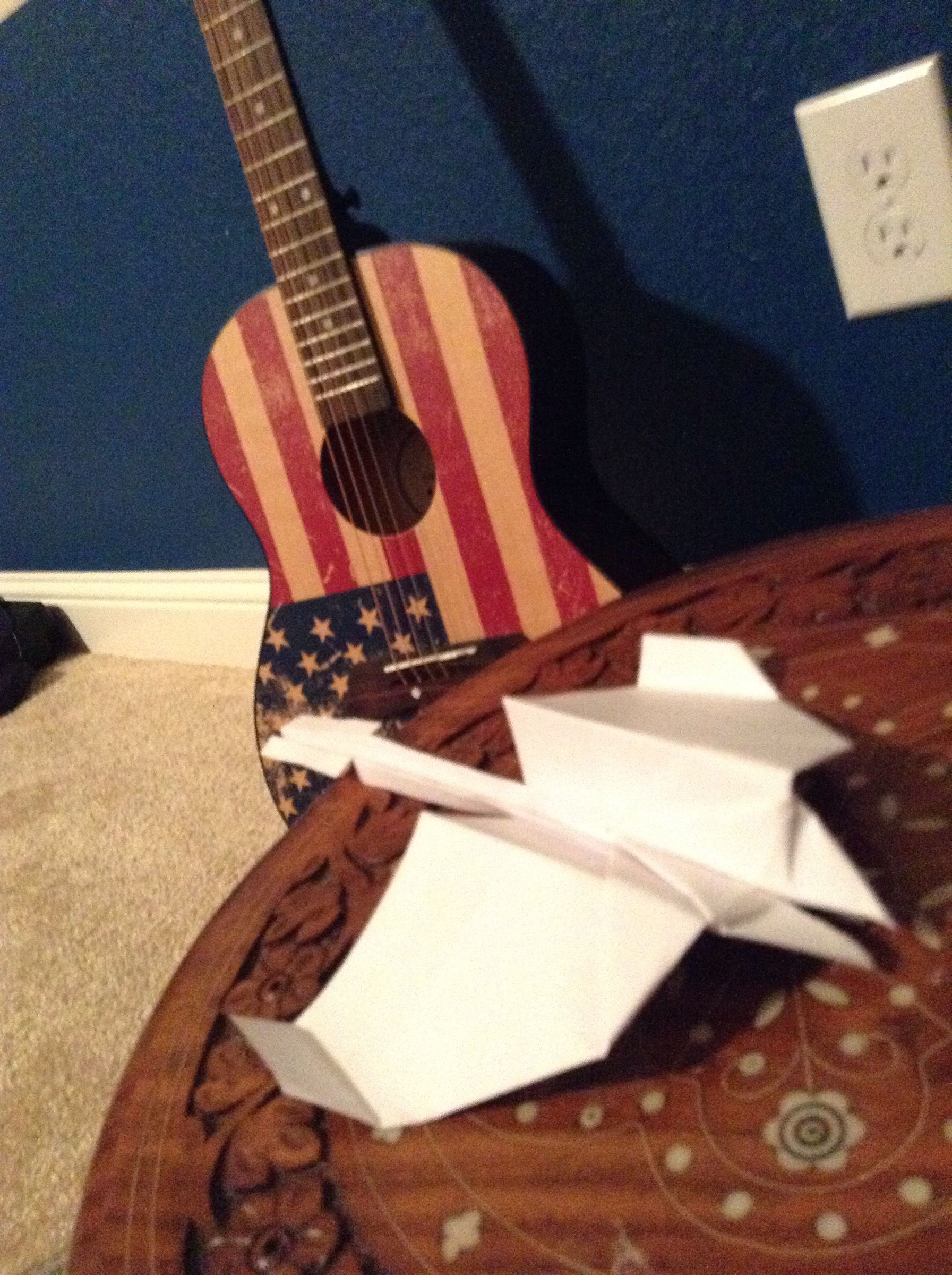 The Best Paper Airplane : 9 Steps - Instructables