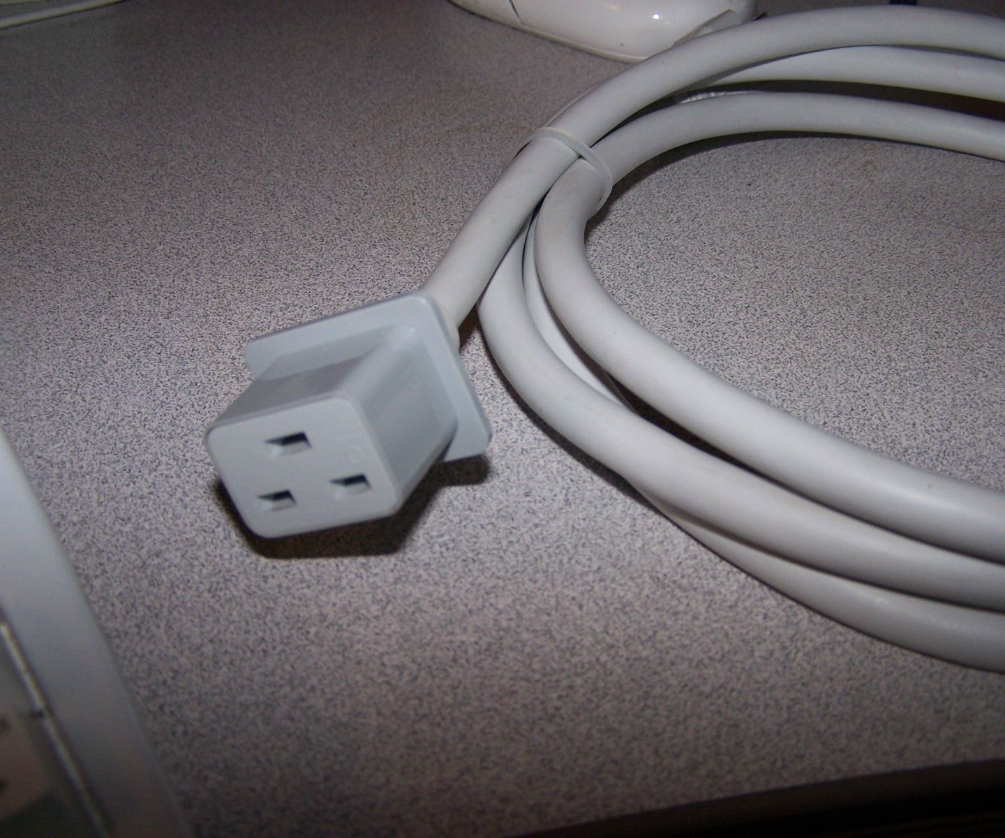 Apple Power Mac G5 Power Connector : 7 Steps (with Pictures ...