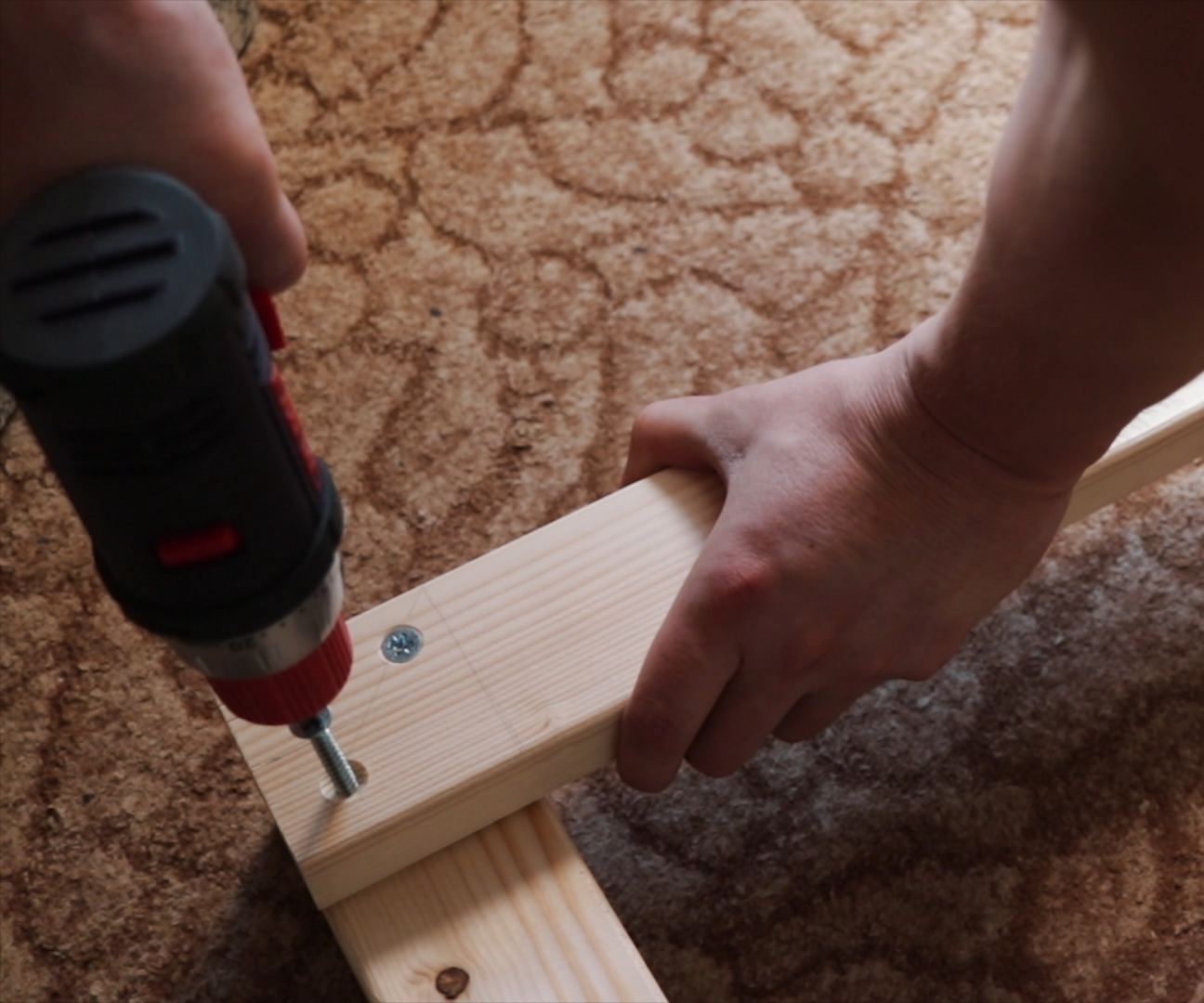 DIY Small/Portable/Convenient Workbench : 27 Steps (with Pictures ...