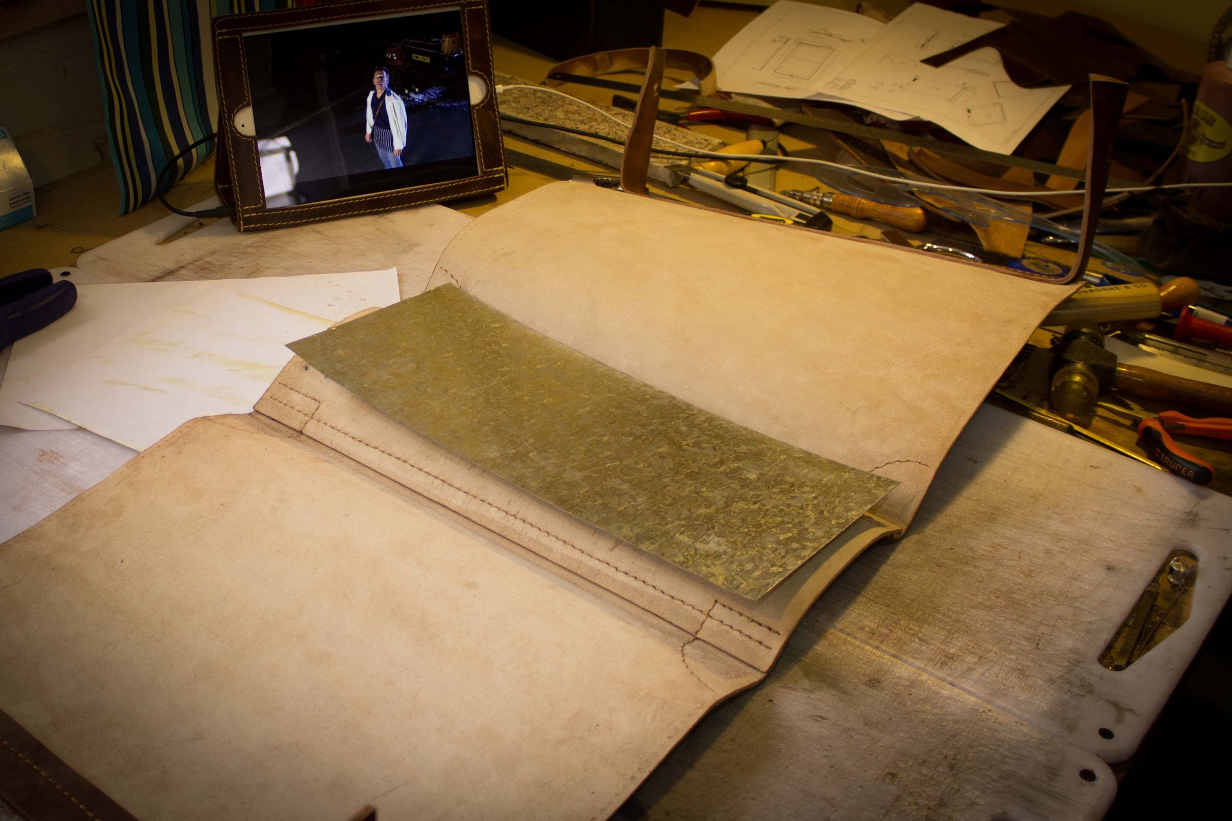 Leather MD Briefcase (Doctor's Bag) : 13 Steps (with Pictures ...