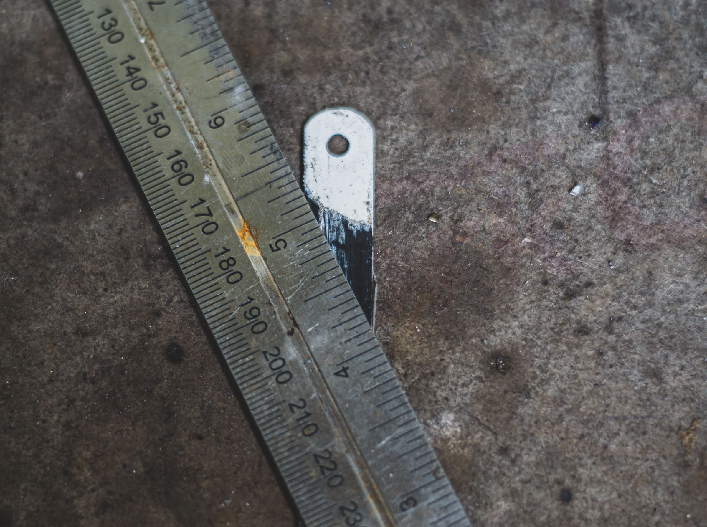 The Coolest Knife You Have Ever Seen (Made Out of Trash) : 8 Steps ...