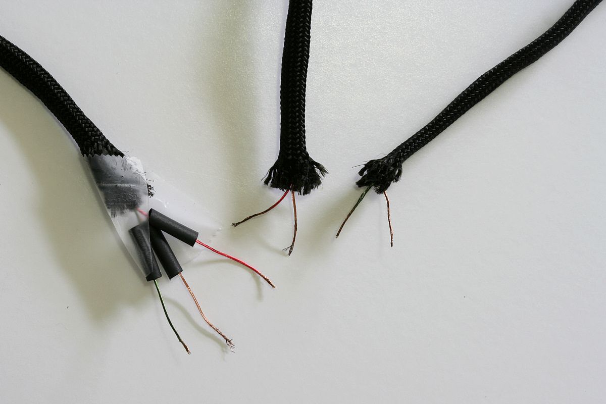 Sleeving Earphone / Earbud Cords With Paracord : 7 Steps (with Pictures ...