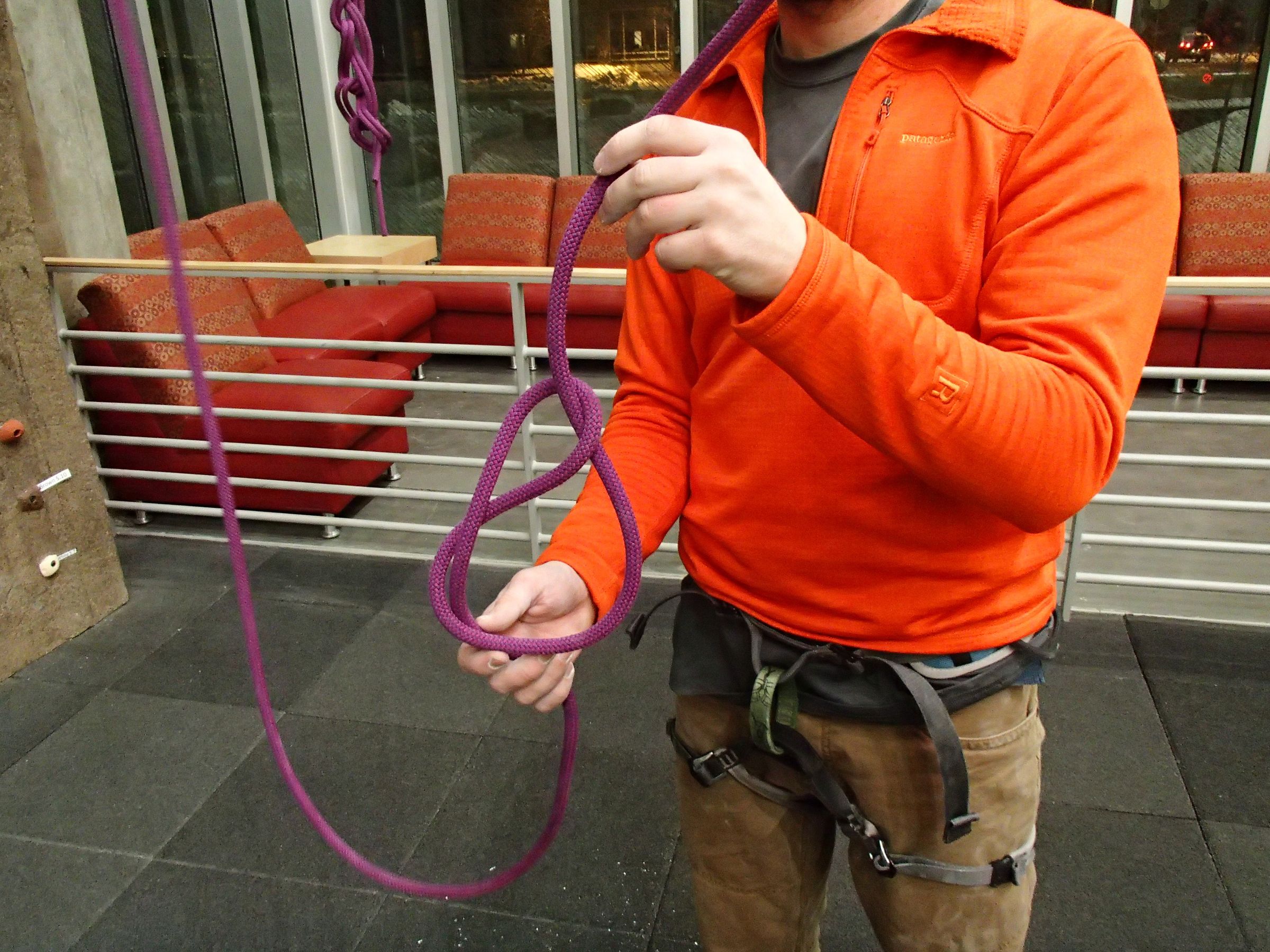 A Climber's Guide to the Figure Eight Follow Through Knot : 5 Steps ...