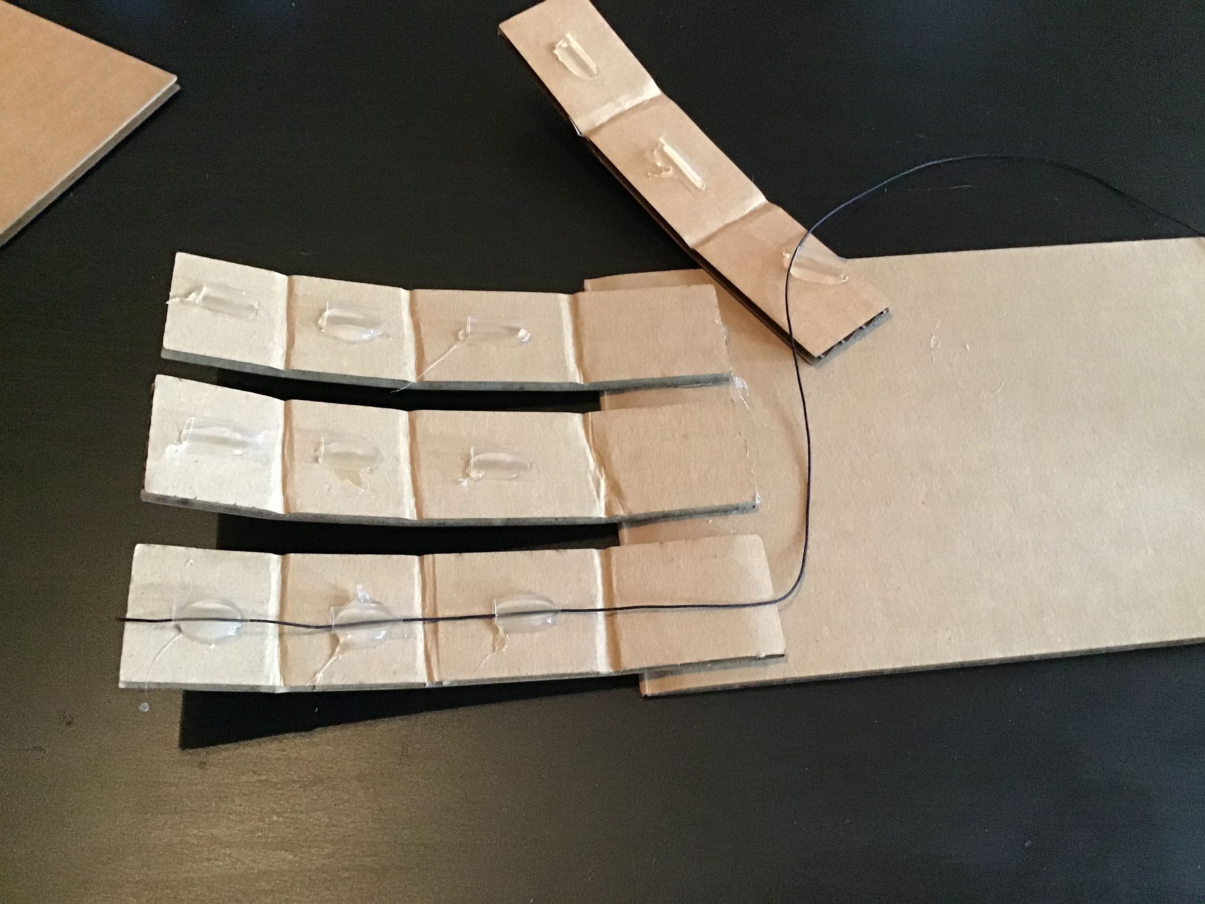 Mechanical Cardboard Hand : 6 Steps (with Pictures) - Instructables