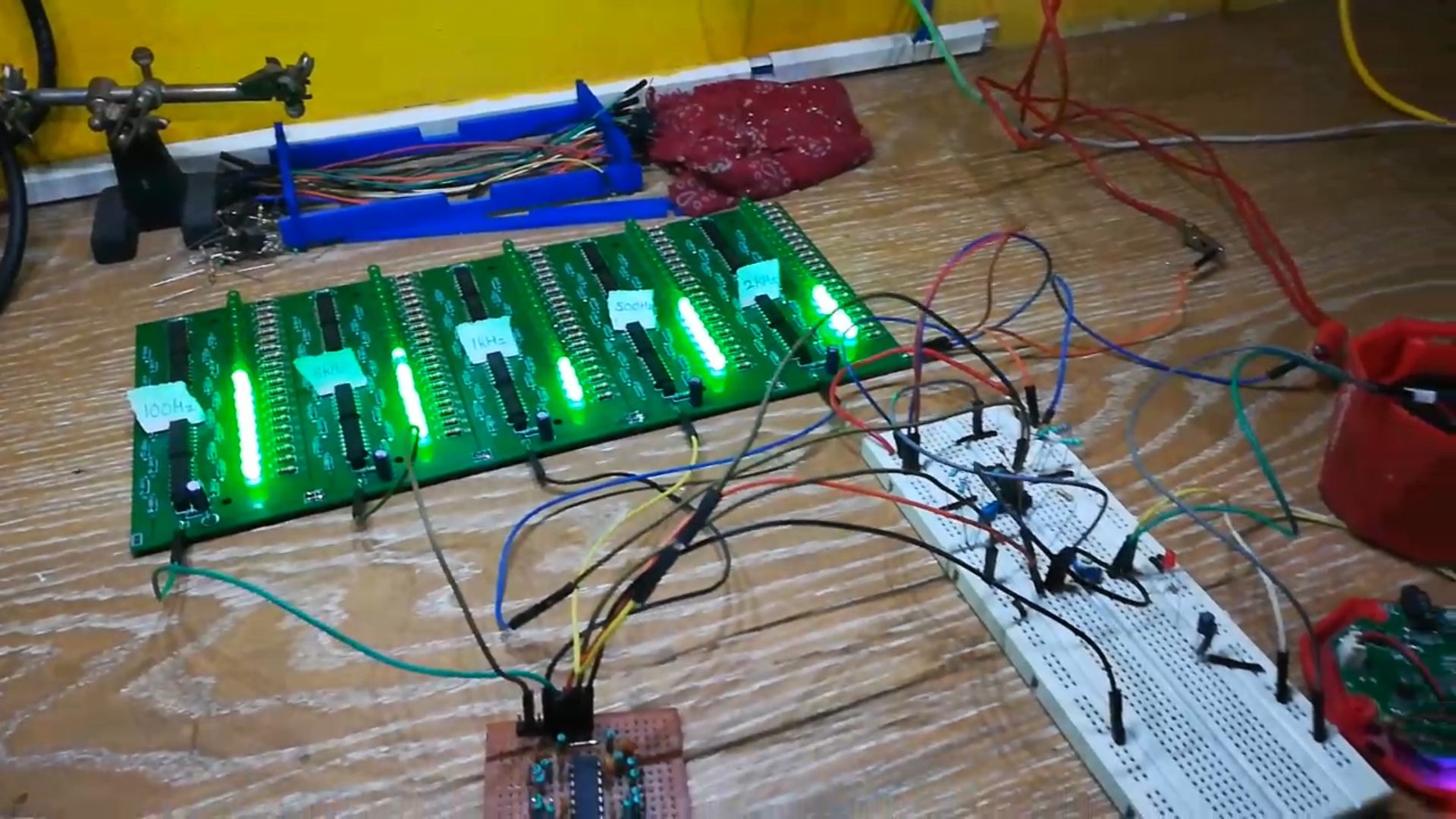 Audio Spectrum Analyzer (VU Meter) : 6 Steps - Instructables