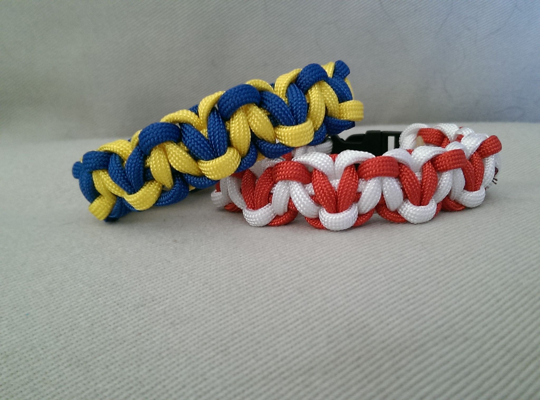 Hearts Paracord Bracelet : 6 Steps (with Pictures) - Instructables