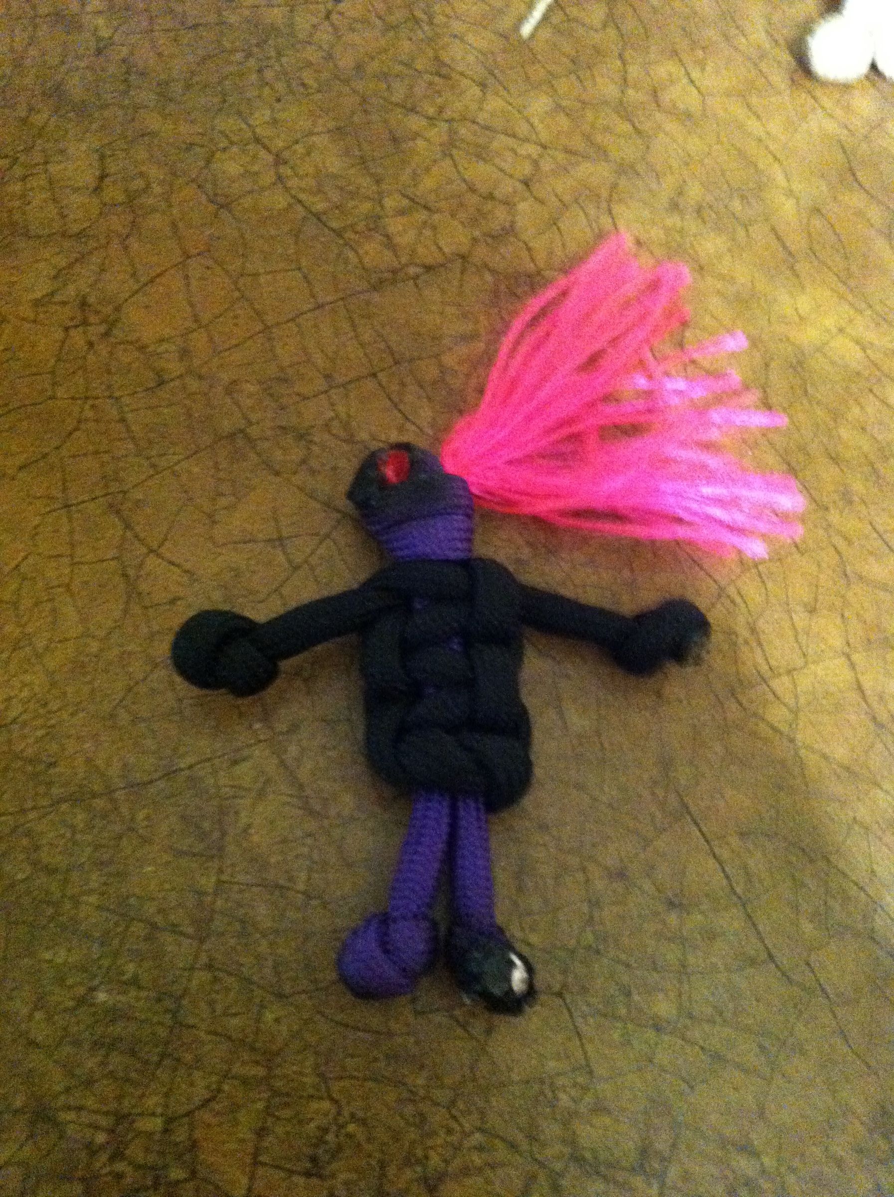 Paracord Guys : 7 Steps - Instructables