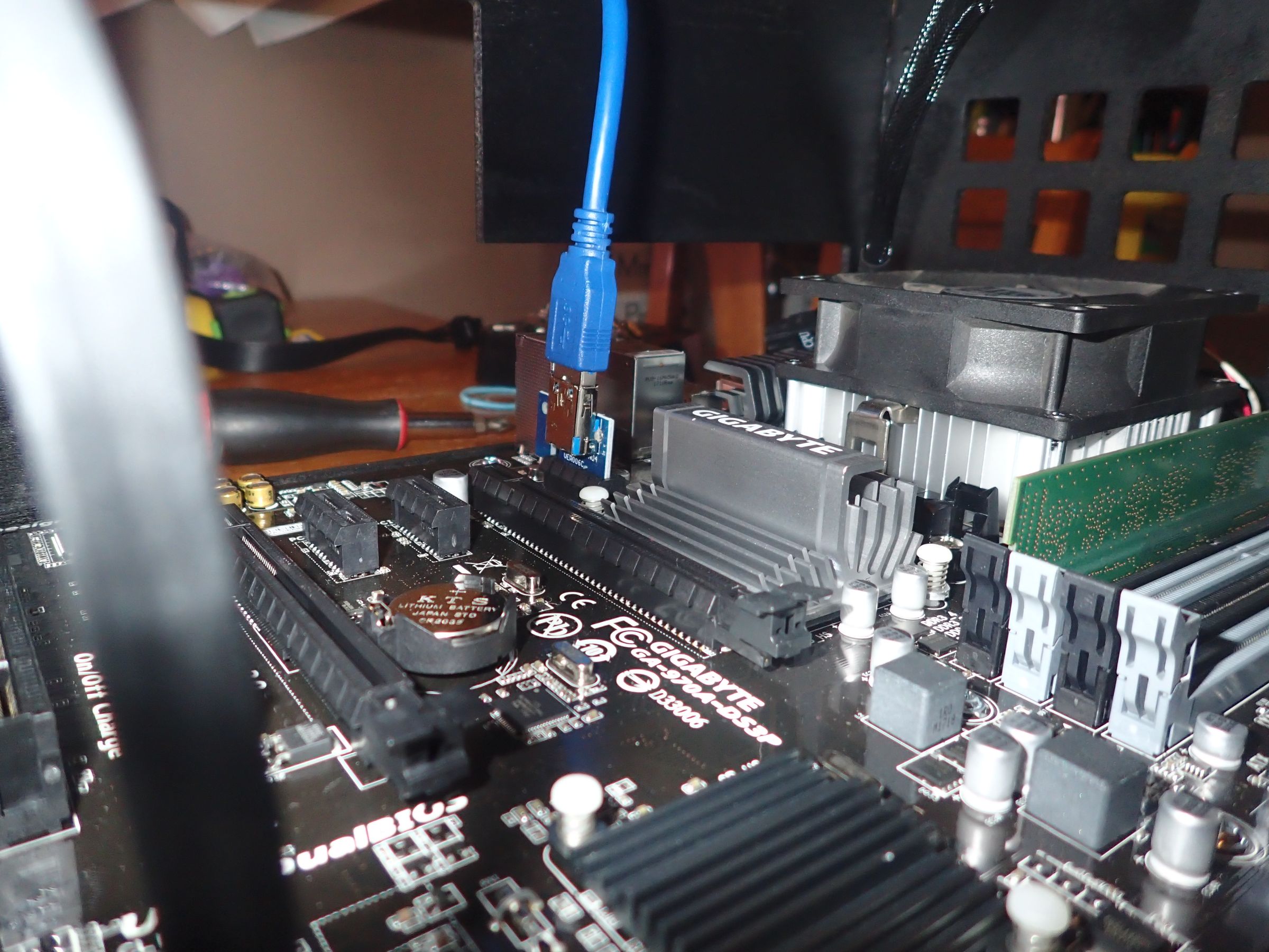 Simple, Stackable GPU Mining Rig : 10 Steps (with Pictures) - Instructables