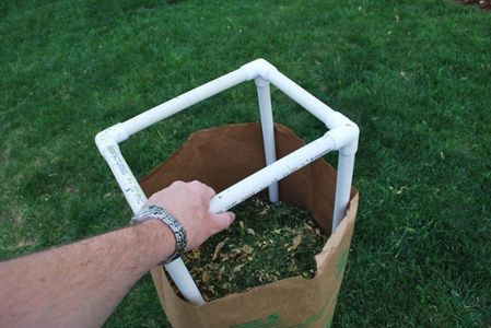 How to Make a Yard Refuse Bag Stand : 8 Steps - Instructables