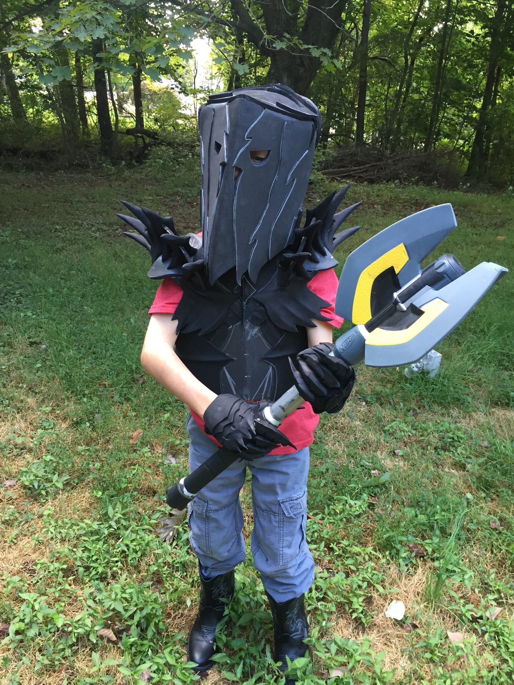 Epic Sauron Costume : 14 Steps (with Pictures) - Instructables