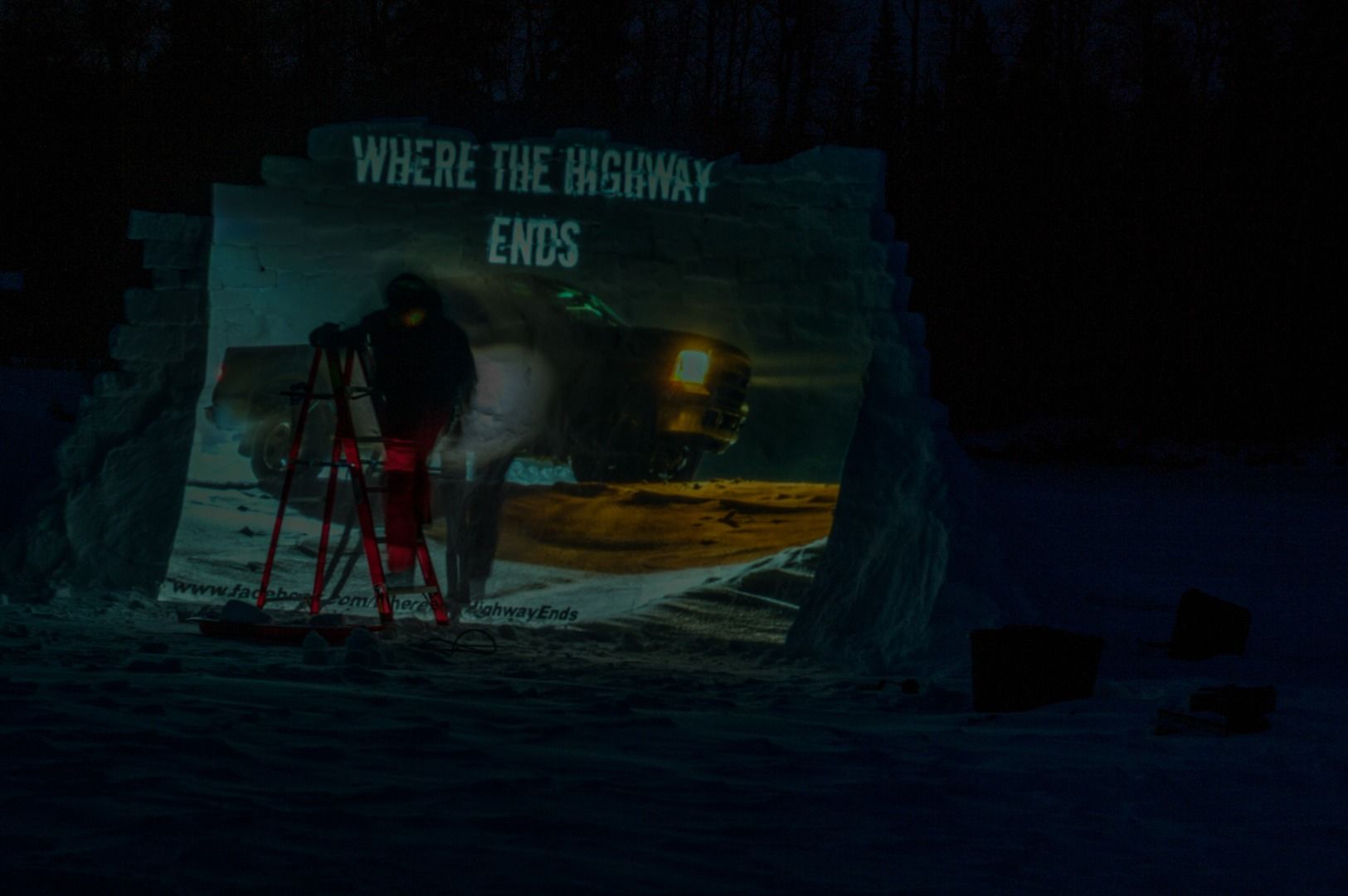 Outdoor Movie Theater With Snow Wall and Projector : 8 Steps (with ...