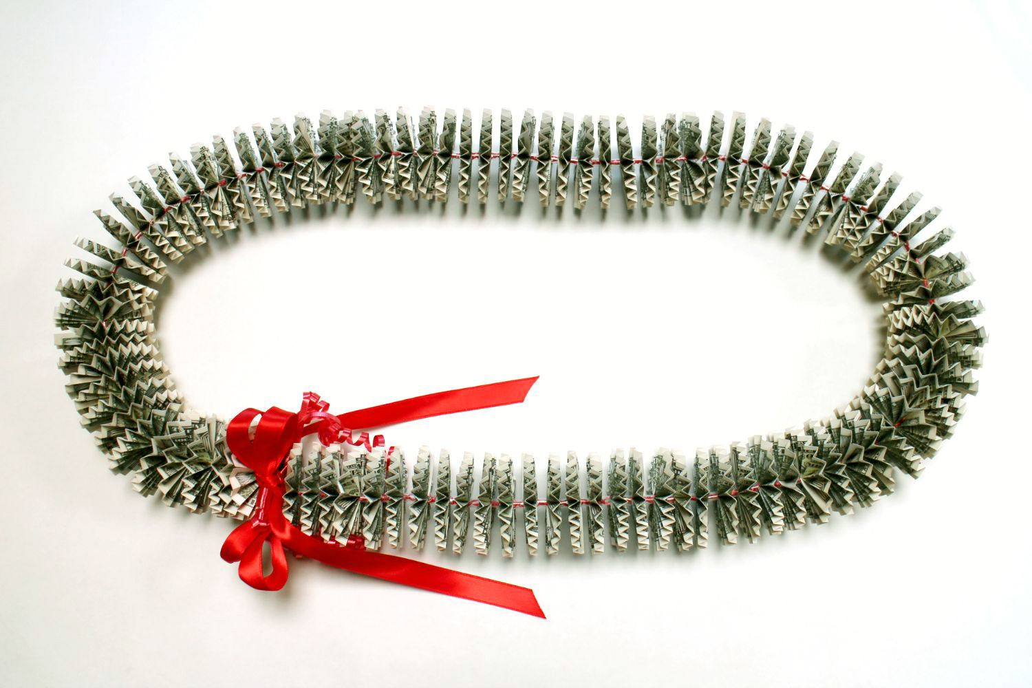 How to Create a Money Lei : 6 Steps (with Pictures) - Instructables
