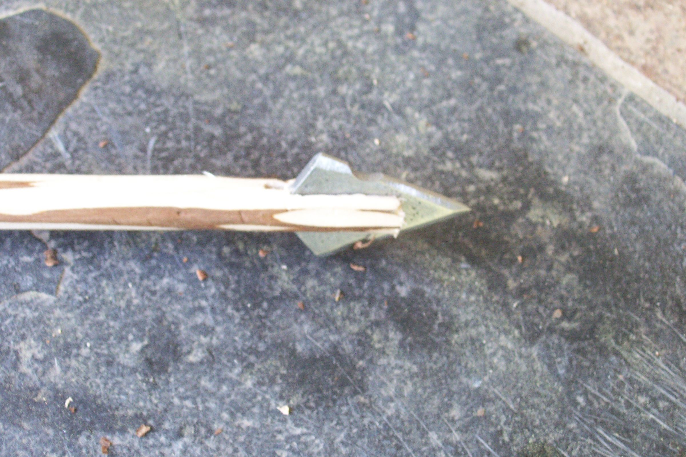 Emergency Survival Arrowhead Pendant and Making an Emergency Arrow : 15 ...