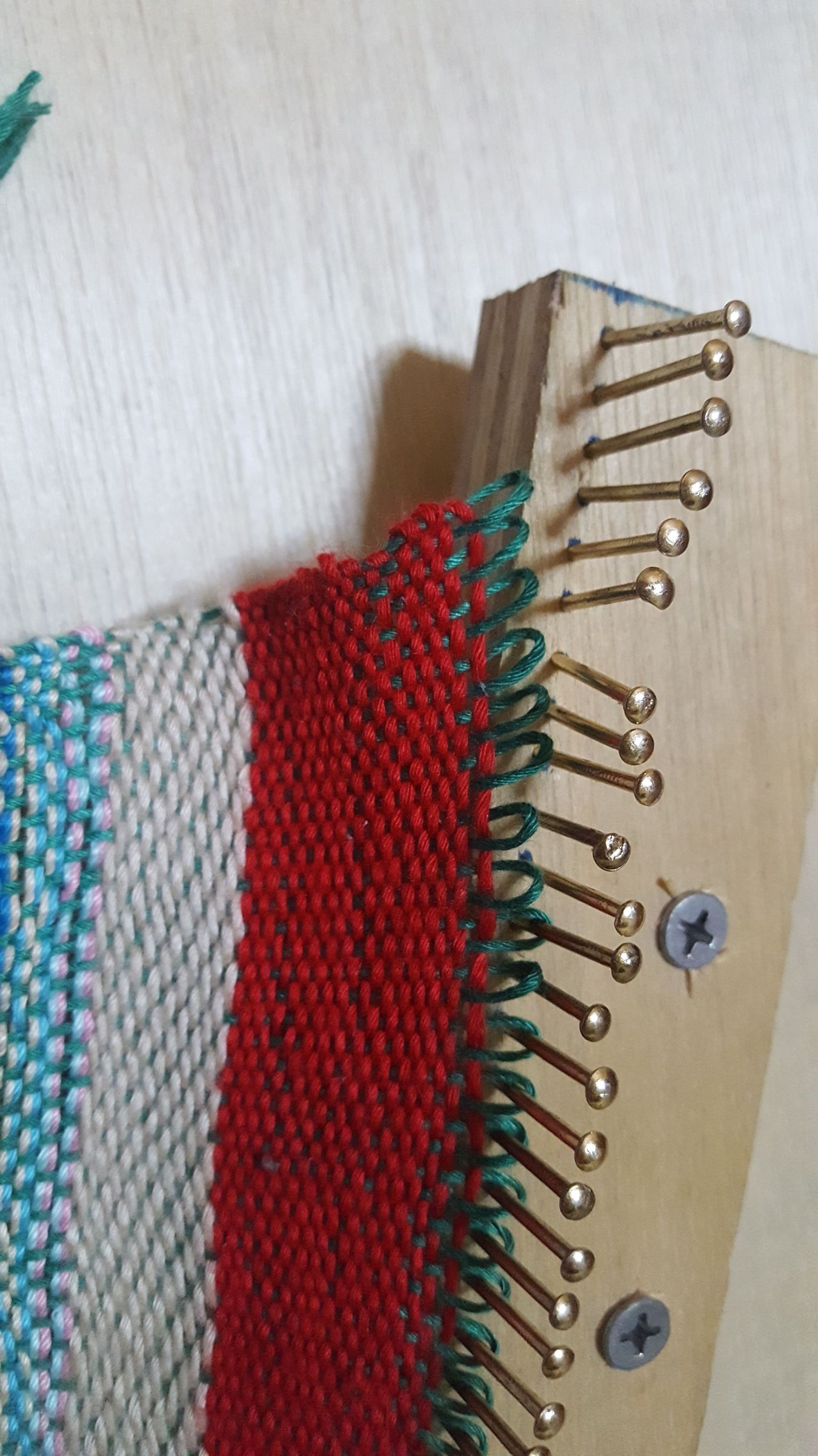 Basic Weaving Loom and Weaving Techniques : 6 Steps (with Pictures ...