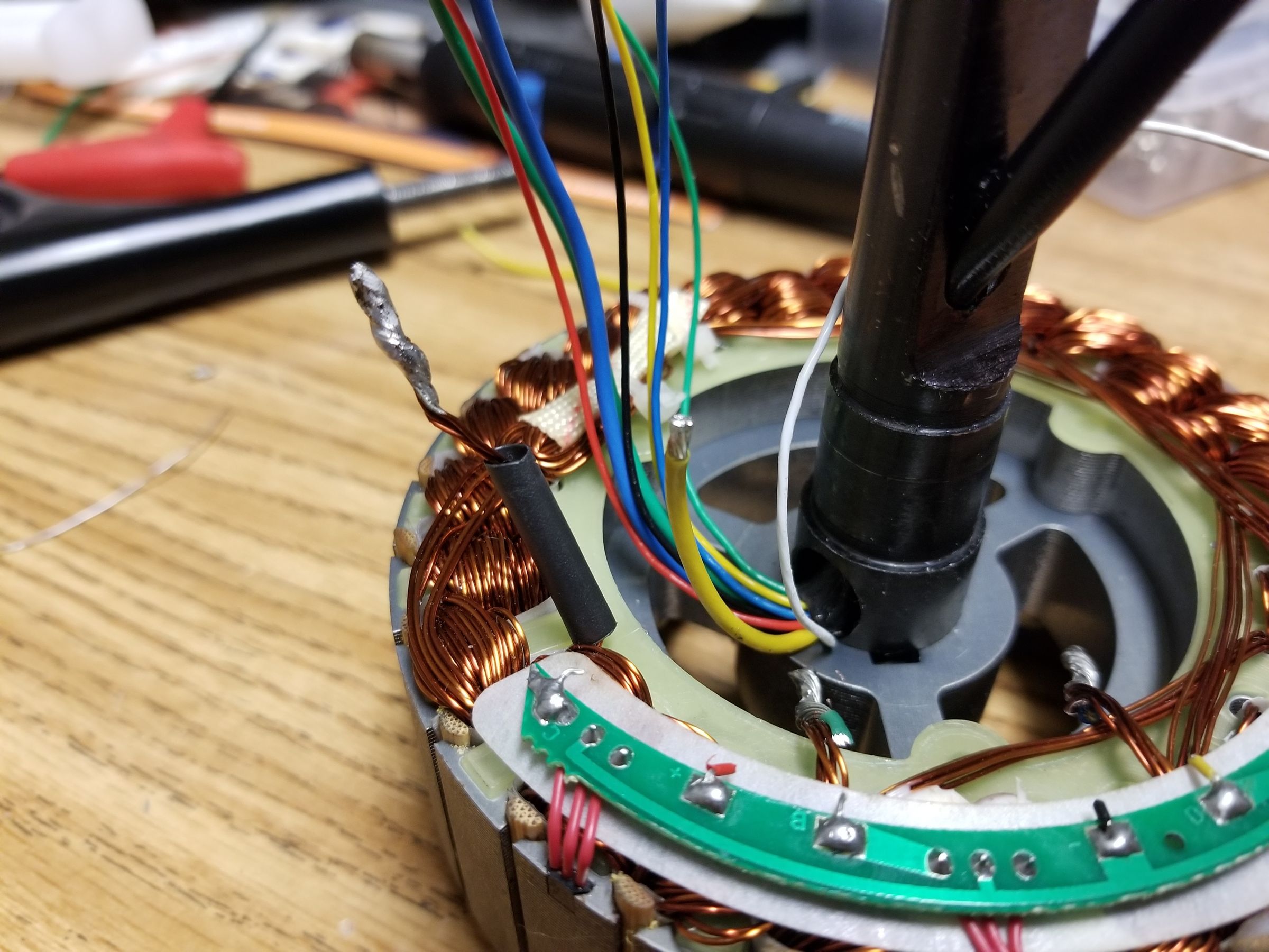 Mounting Hoverboard Wheels Securely and Easily Onto Stateboard ...