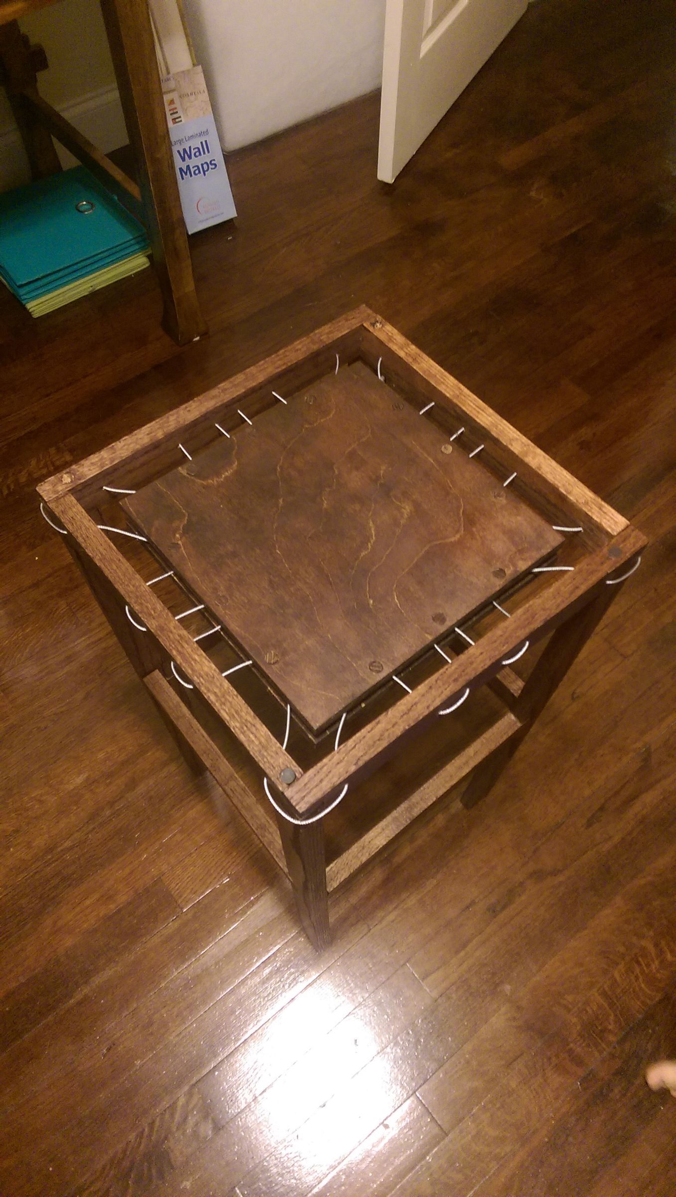 Floating End-Table : 6 Steps (with Pictures) - Instructables