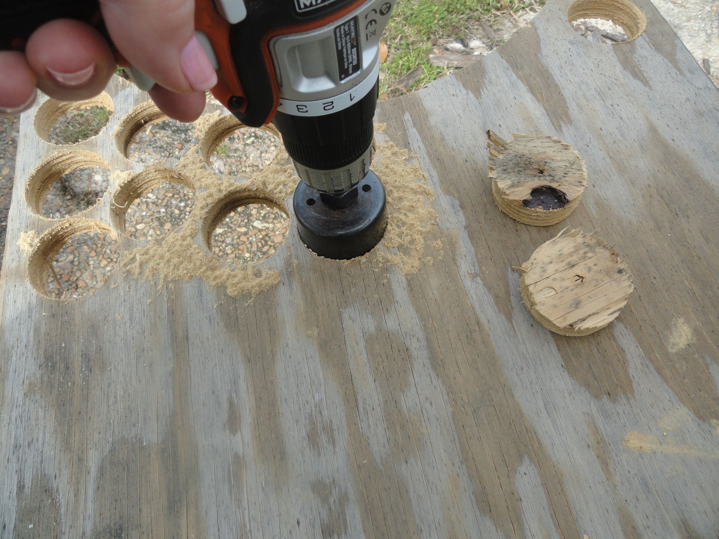 Outdoor Checkers/Chess Table : 12 Steps (with Pictures) - Instructables