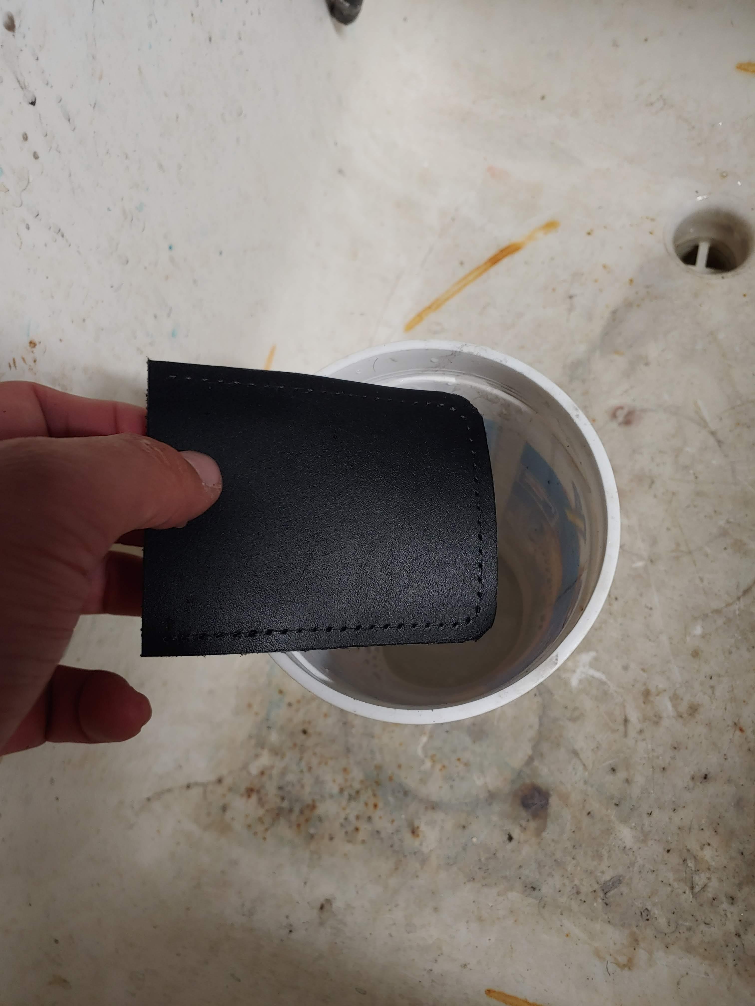 How to Make a Minimalist Wallet With a Pattern : 7 Steps (with Pictures ...