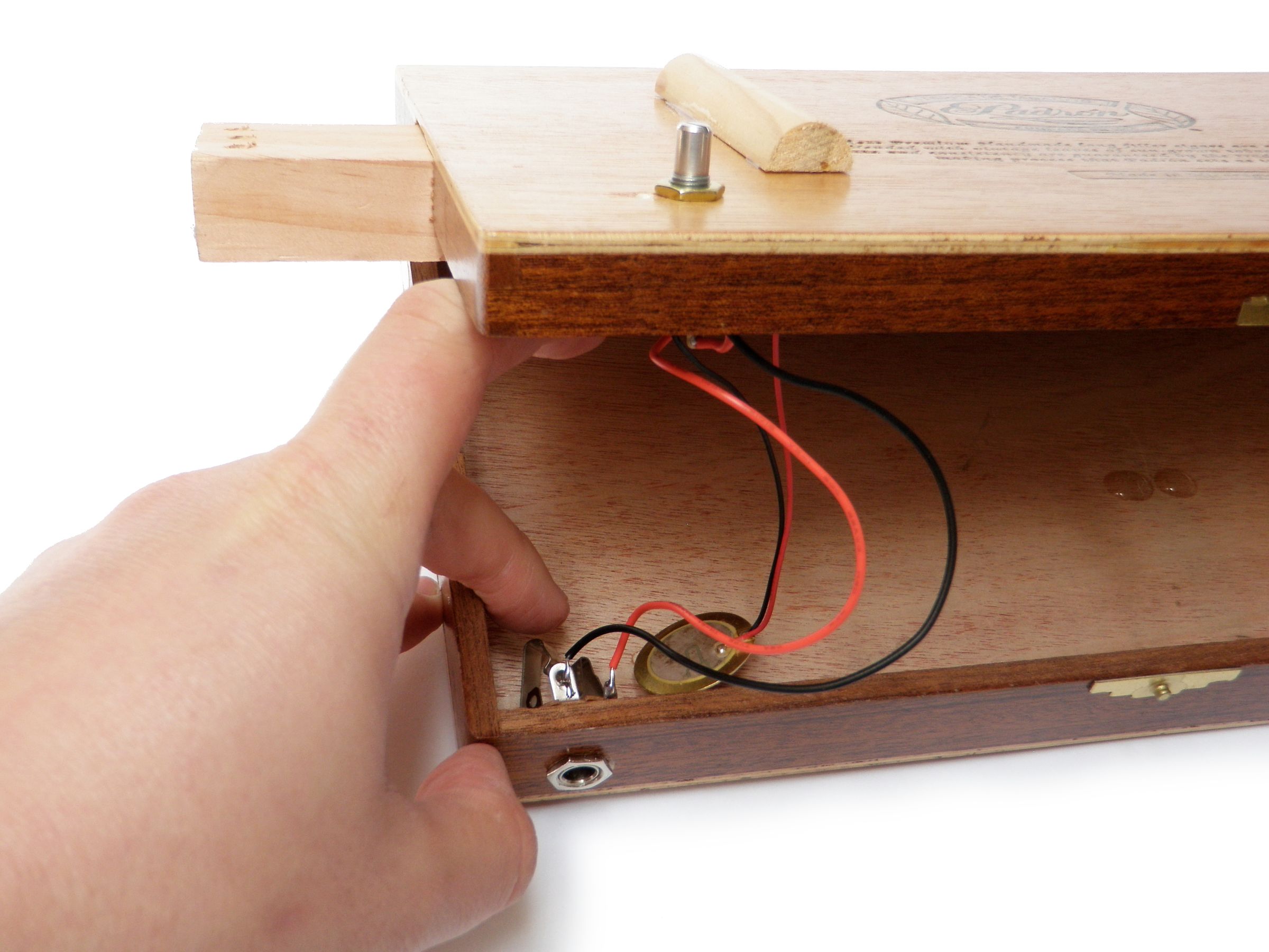 Electric Cigar Box Guitar : 18 Steps (with Pictures) - Instructables