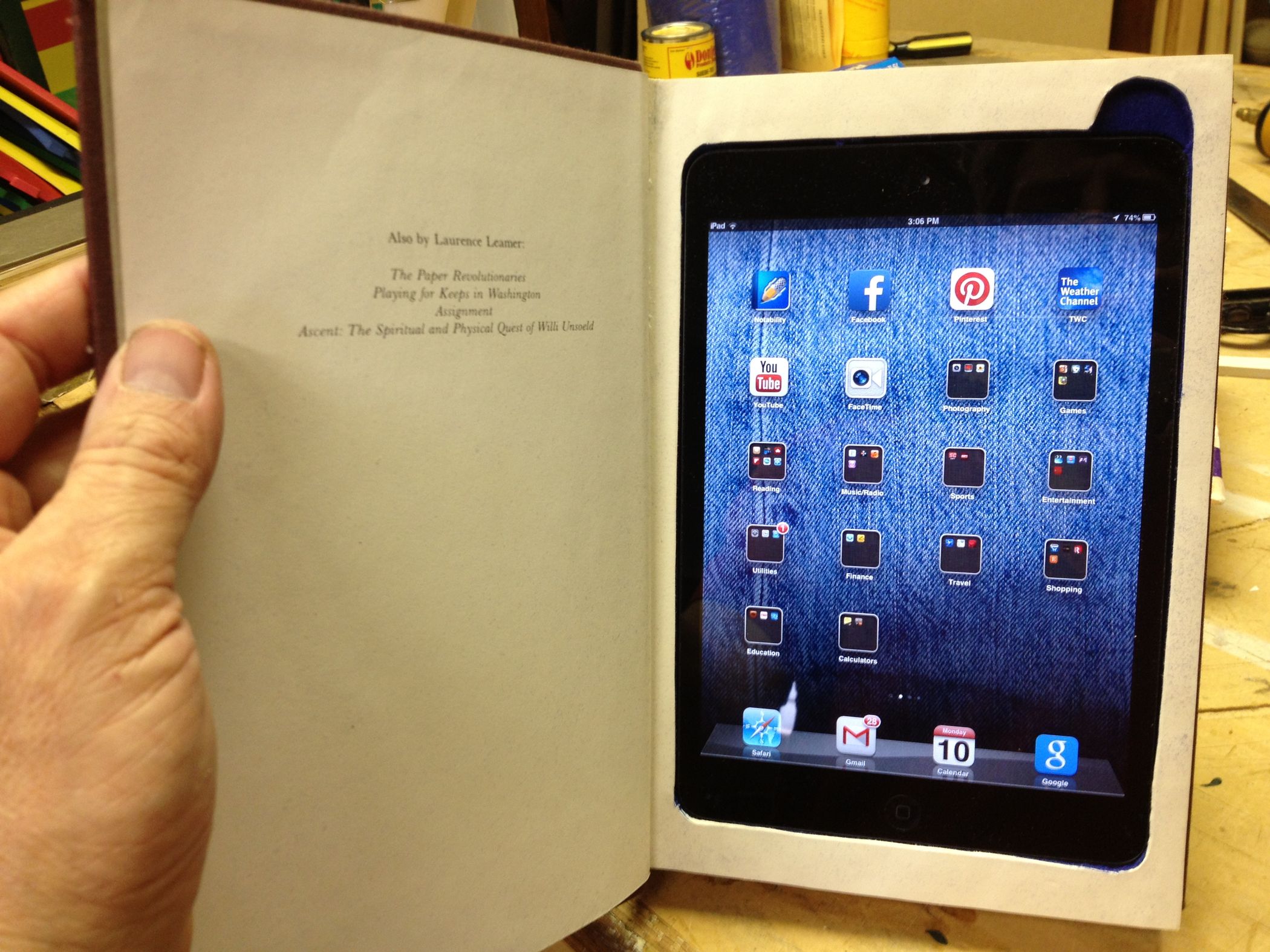 Make an IPad Mini Book With Storage Compartment : 9 Steps (with ...