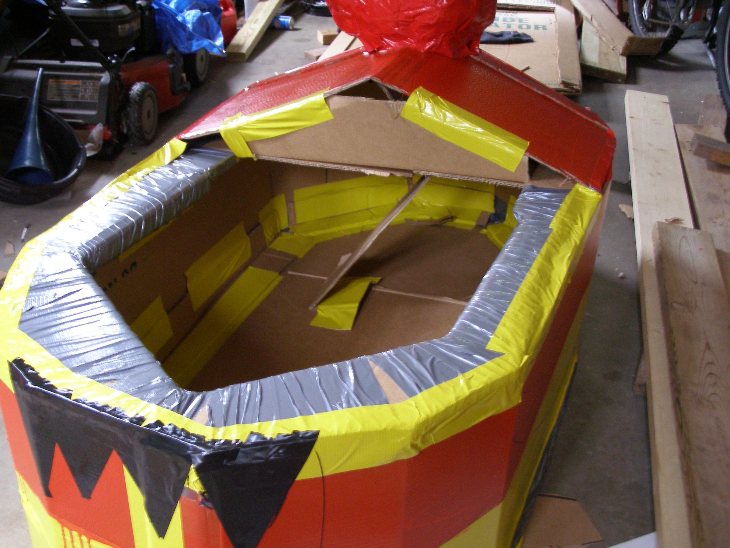 Make a Cardboard Boat : 7 Steps (with Pictures) - Instructables