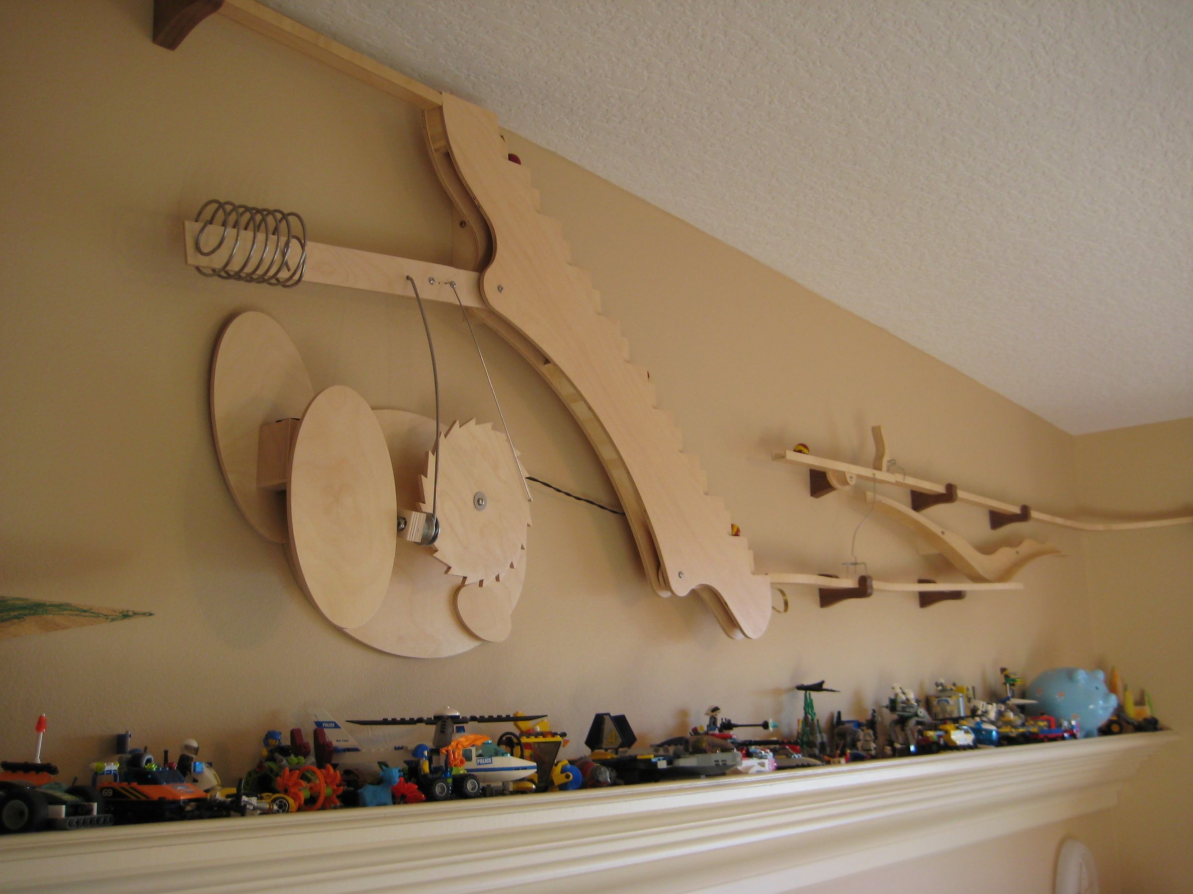 Kinetic Marble Track Around the Top of a Room : 9 Steps (with Pictures ...