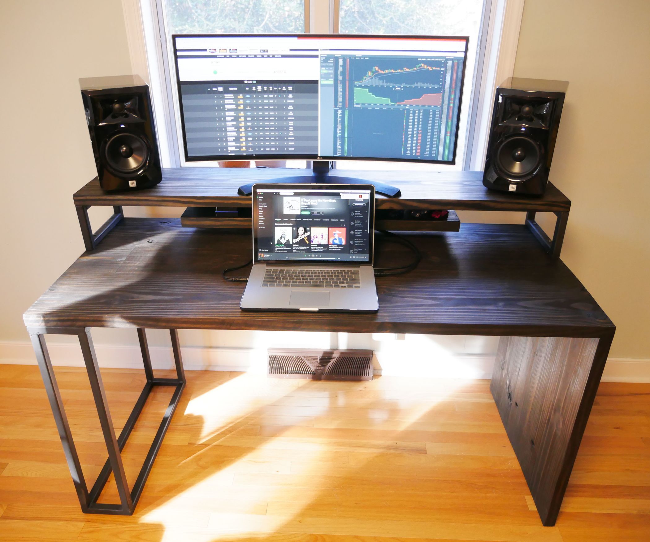 DIY Video Editing Desk : 11 Steps (with Pictures) - Instructables
