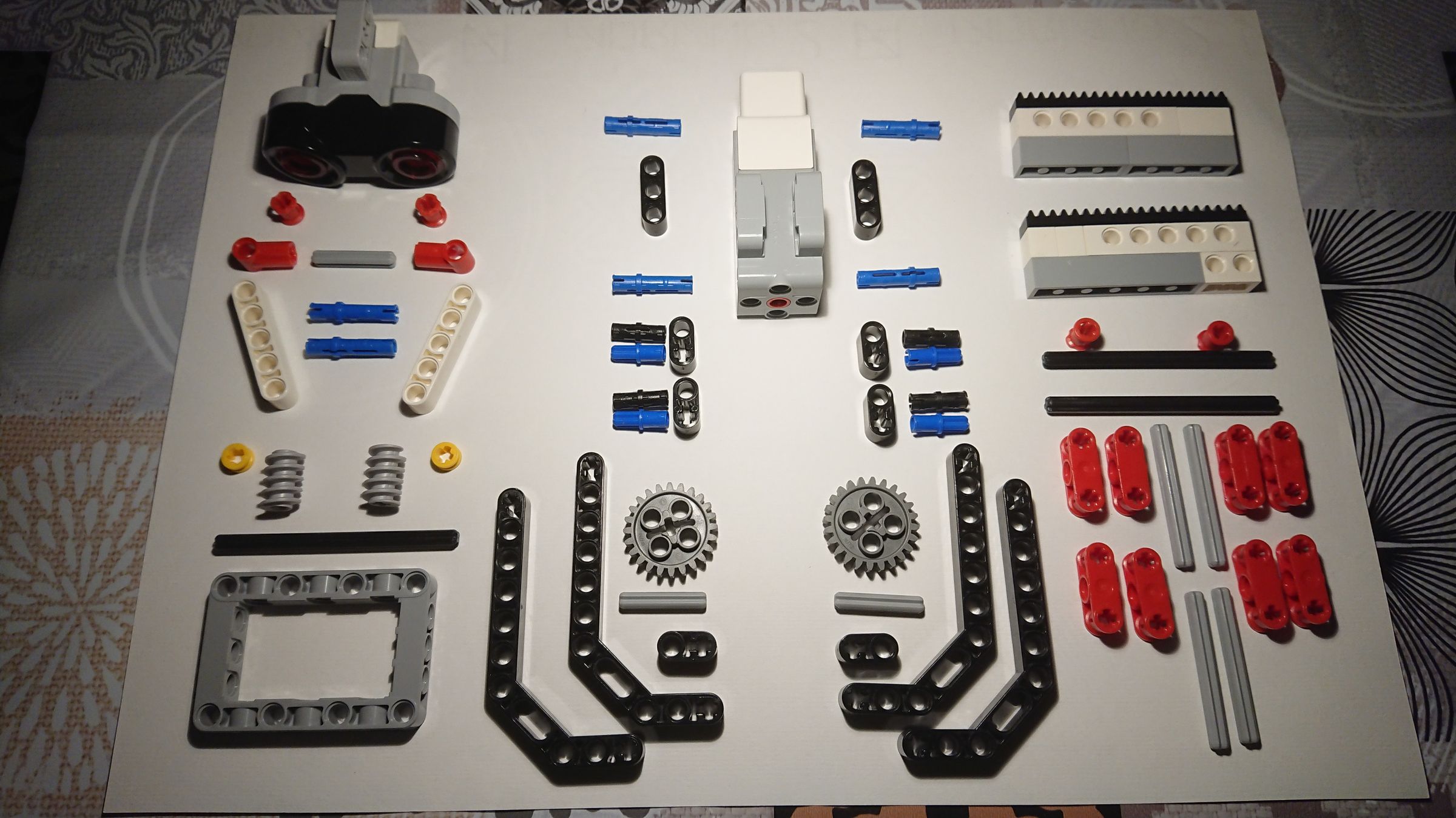 Ev3 Lego Gripper/Finder Robot : 7 Steps - Instructables