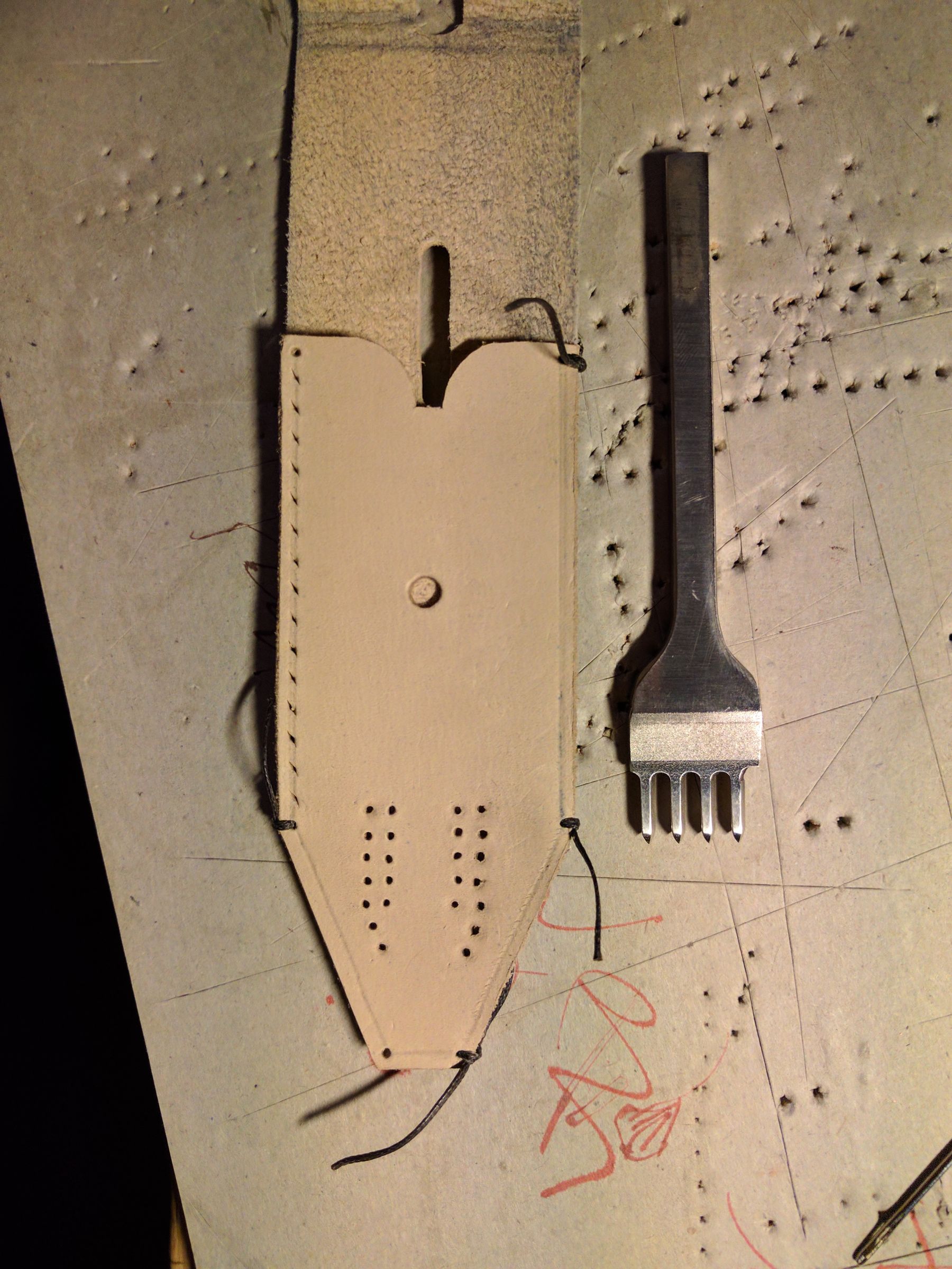 Leather Compass Case : 9 Steps (with Pictures) - Instructables