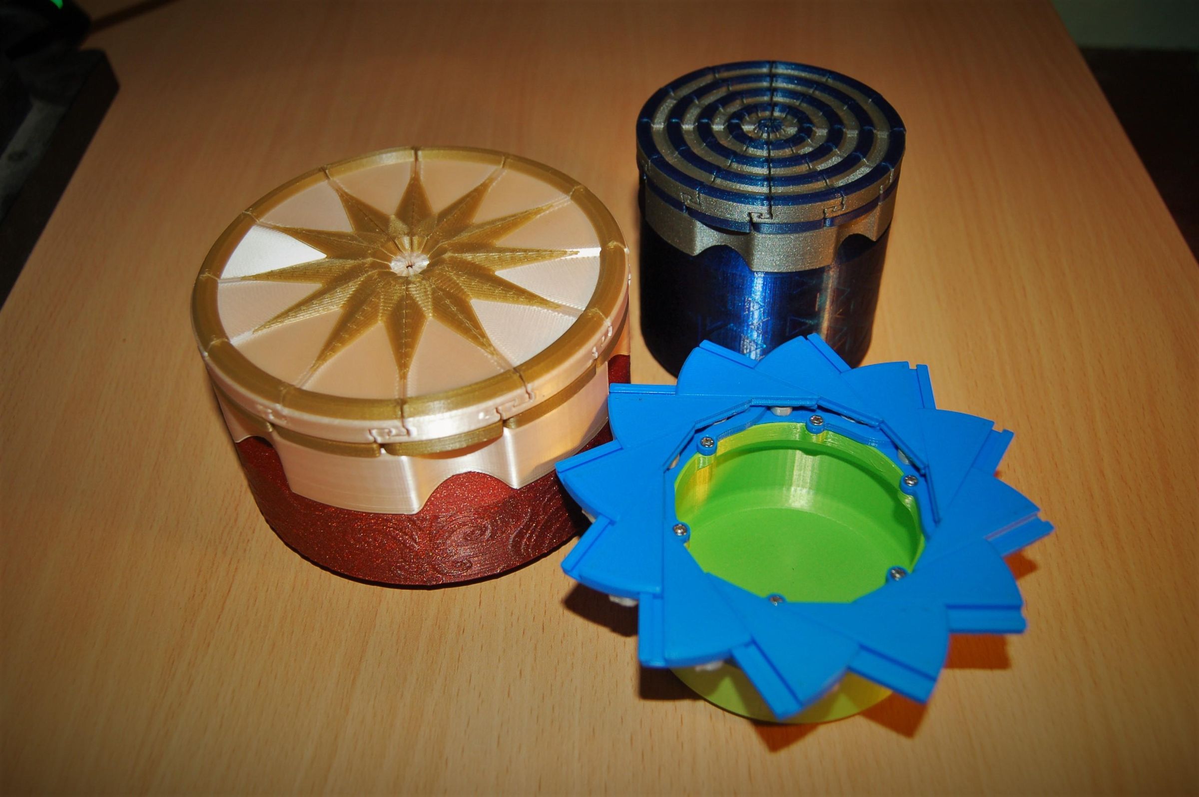 Decorative Iris Box Guide : 11 Steps (with Pictures) - Instructables
