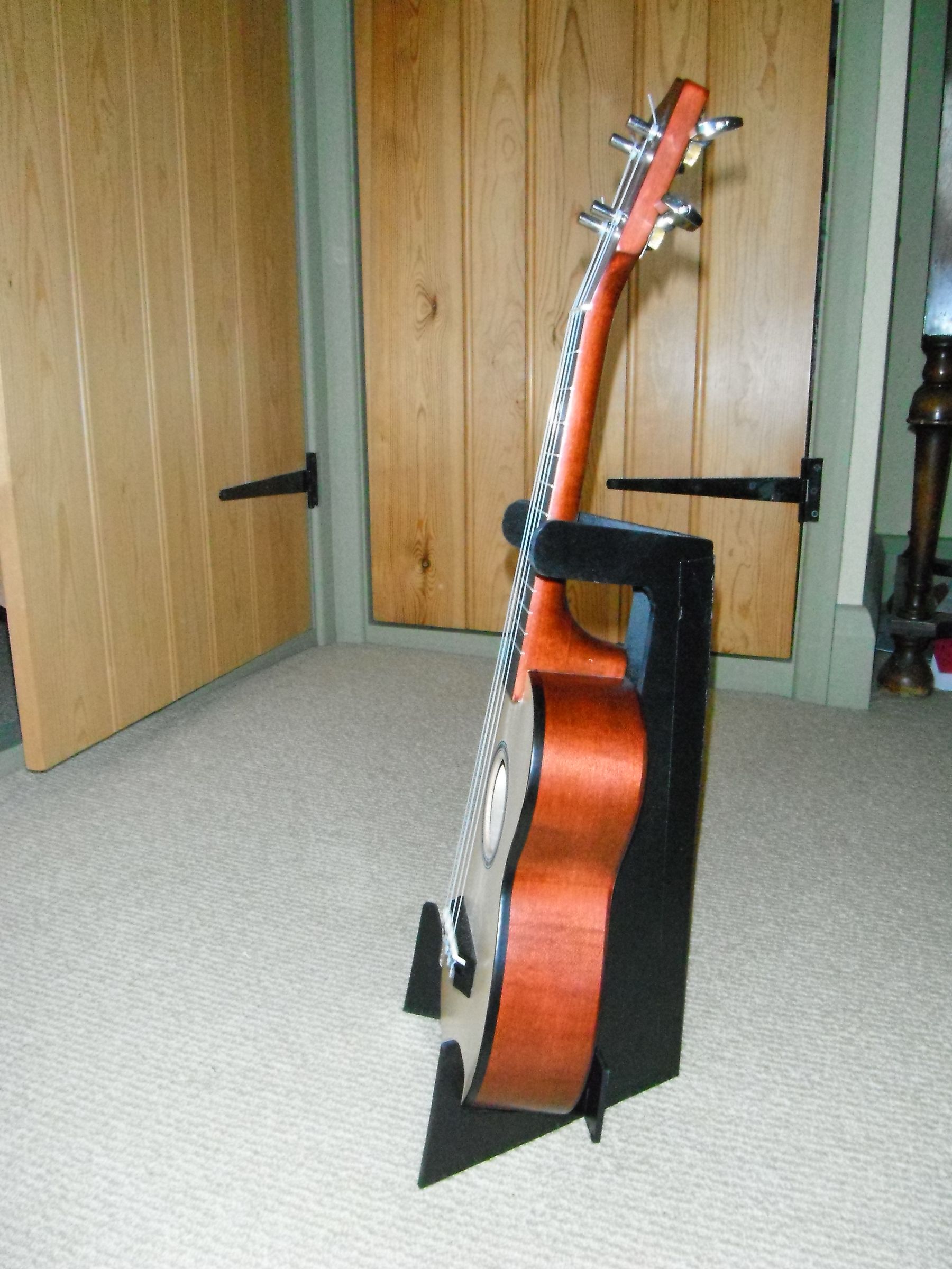Quick and Easy Ukulele Stand - Instructables