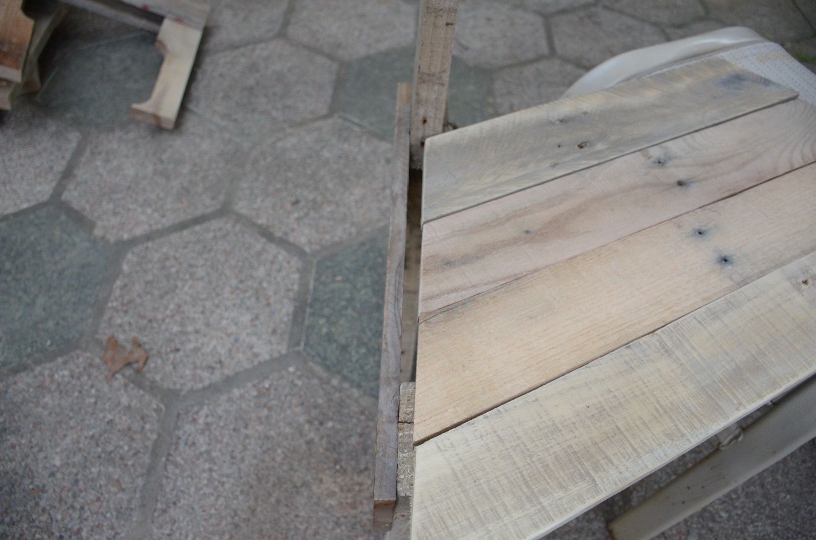 DIY Hexagonal Tree Bench From Wood Pallets - 100% Pallet Wood : 12 ...