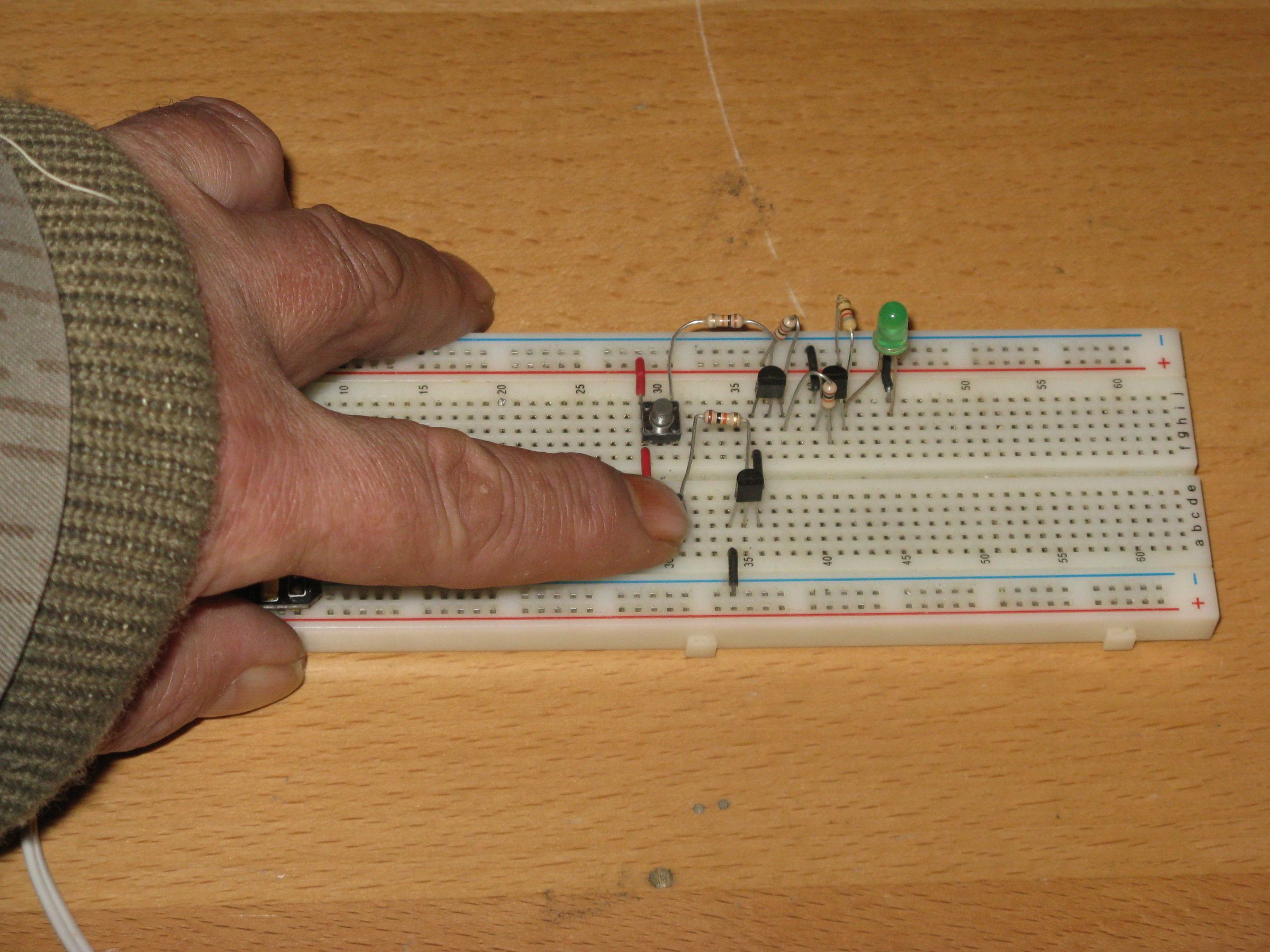 Dual Logic Transistor Gates : 10 Steps - Instructables