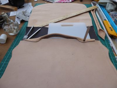 Leather Field Bag : 13 Steps (with Pictures) - Instructables