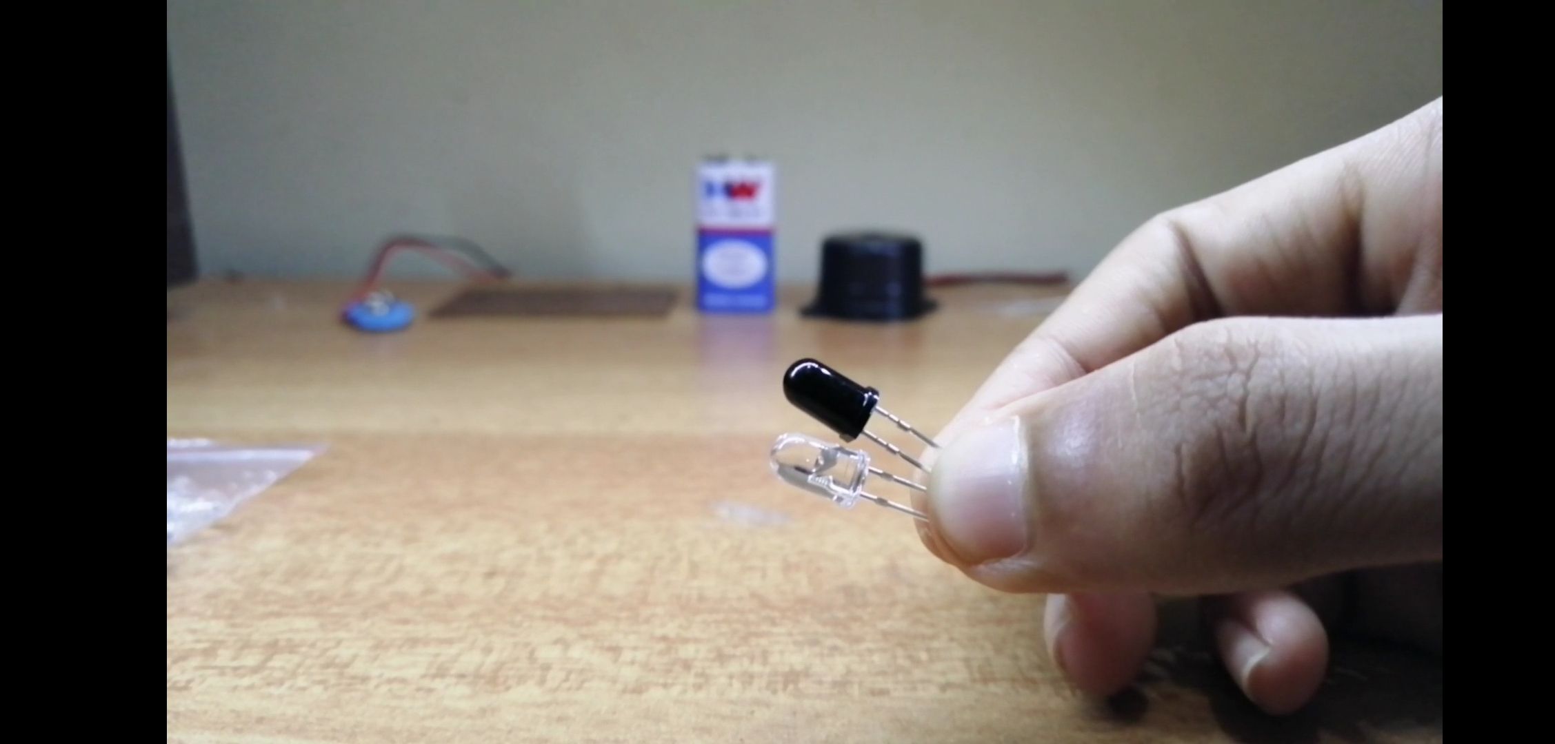 How to Make a Proximity Sensor : 5 Steps - Instructables