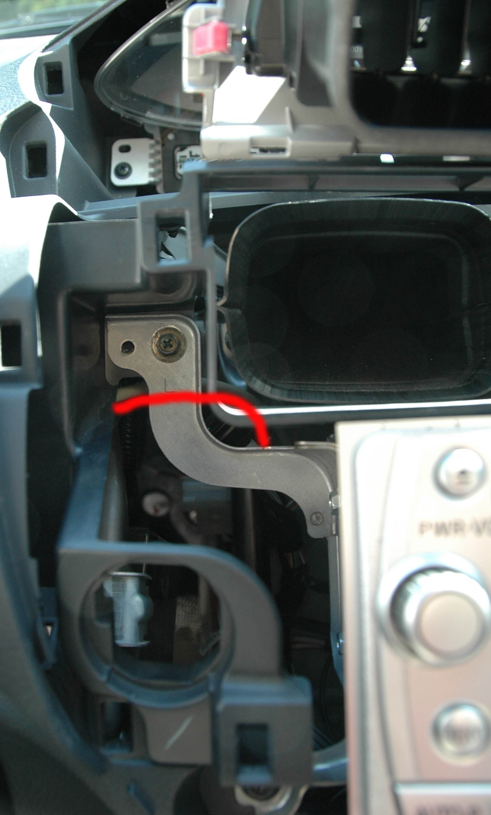 Add Powered USB Ports to Your Car : 5 Steps (with Pictures) - Instructables