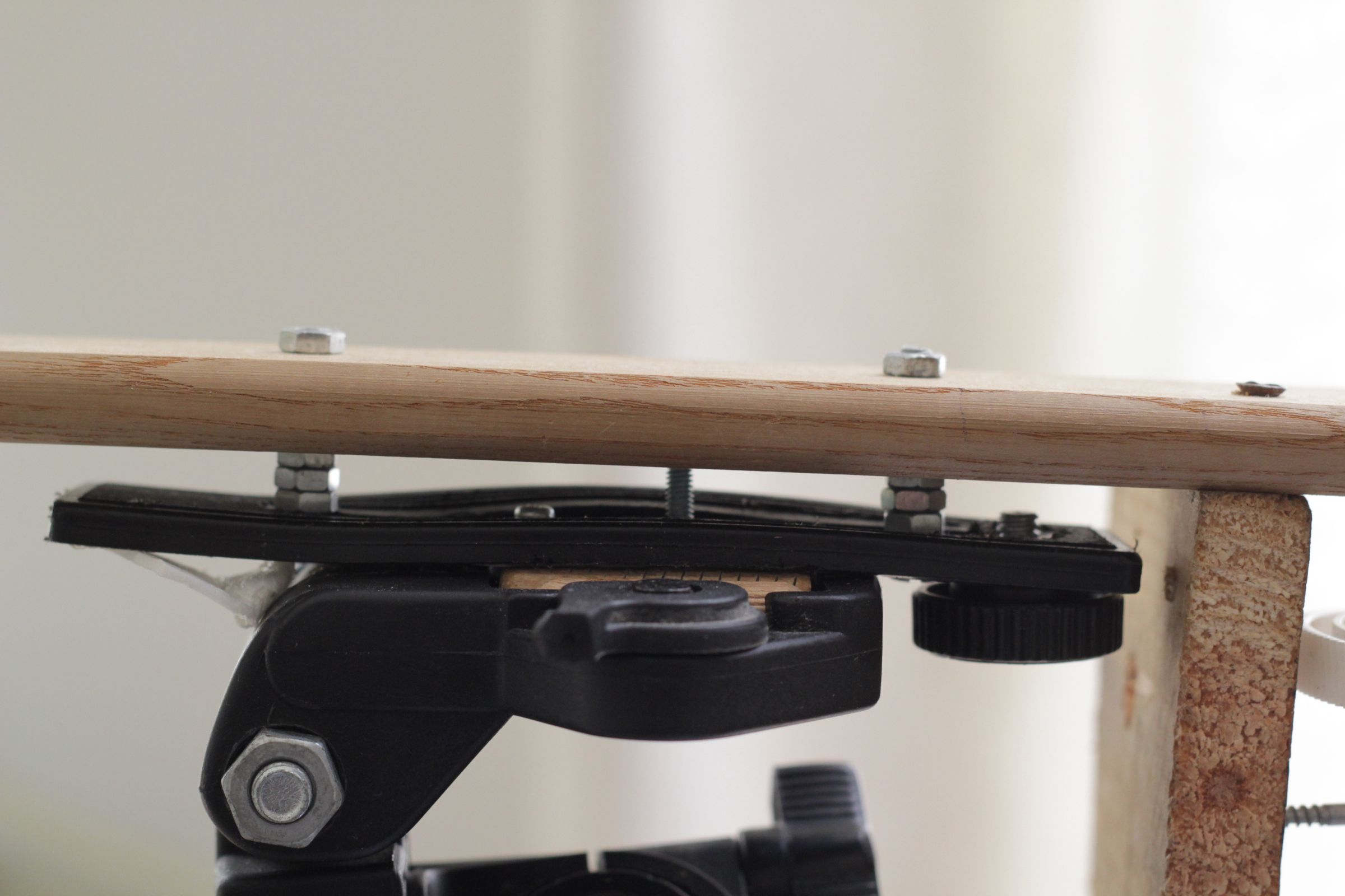 AstroTracker - a Barn Door Star Tracker : 10 Steps (with Pictures ...