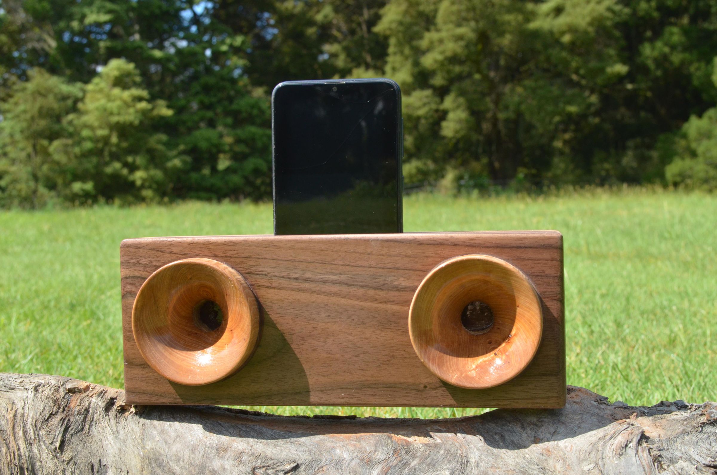 Simple Phone Speaker Amplifier : 10 Steps (with Pictures) - Instructables