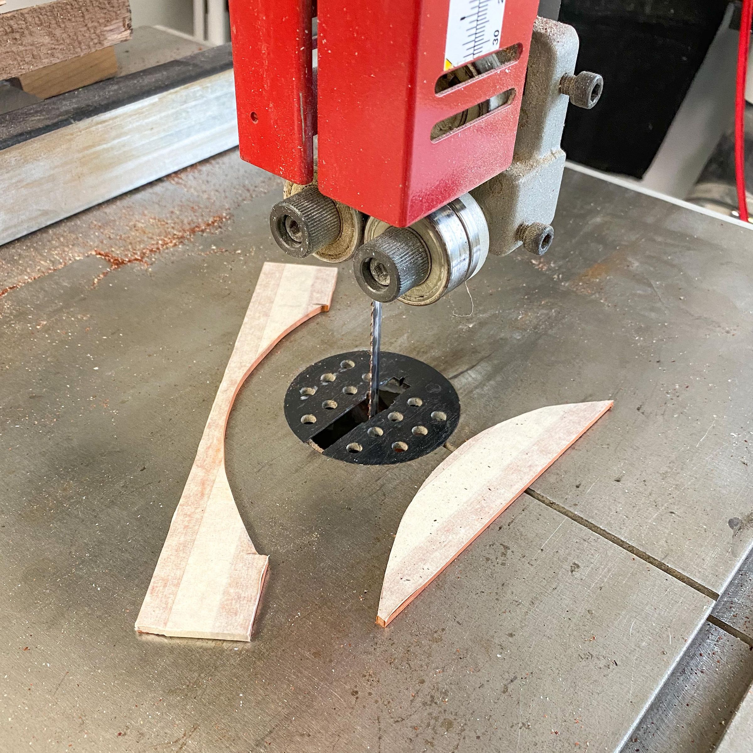 How to Make a Ulu Knife From a Old Saw Blade Plus a Bonus Cutting Board ...